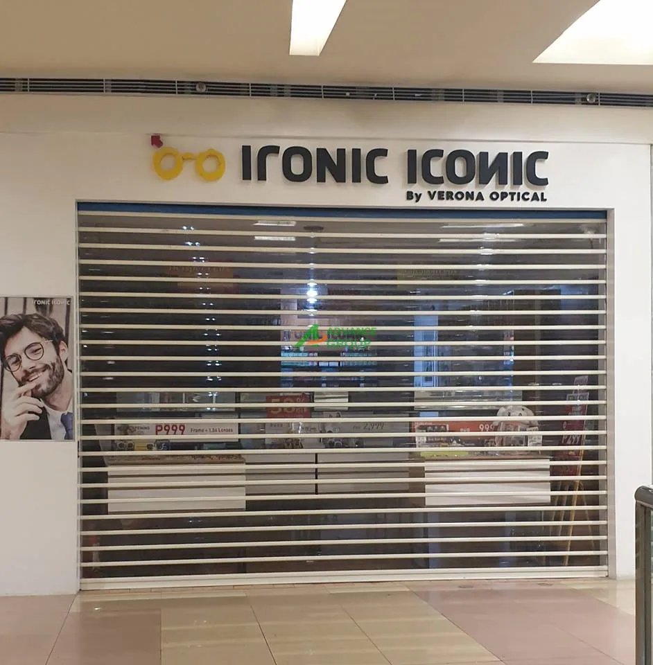 Durable Transparent Polycarbonate Sliding Doors for Commercial