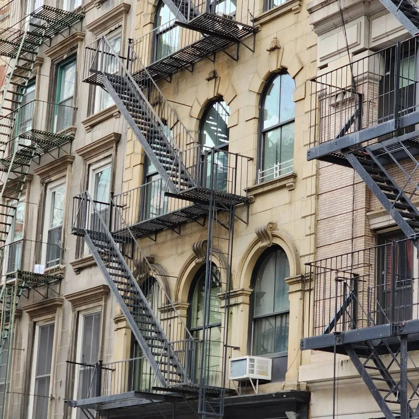Emergency Ladder Steel Stairs - Durable & Versatile Solutions