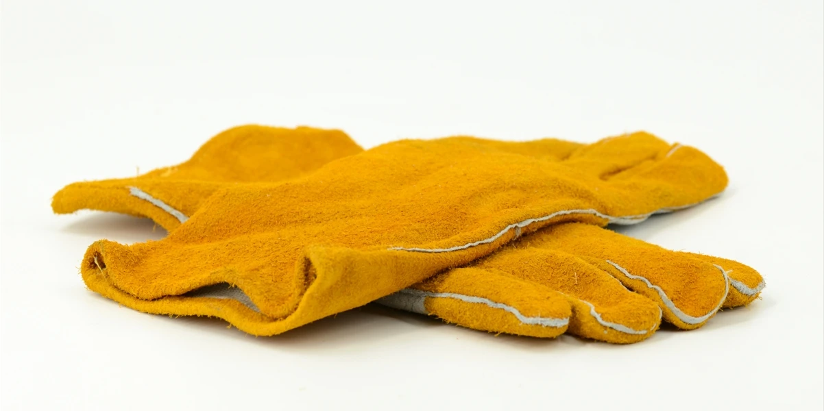 Impa 190141 Gloves Armoured Leather For Razor Wire Installation - Buy ...