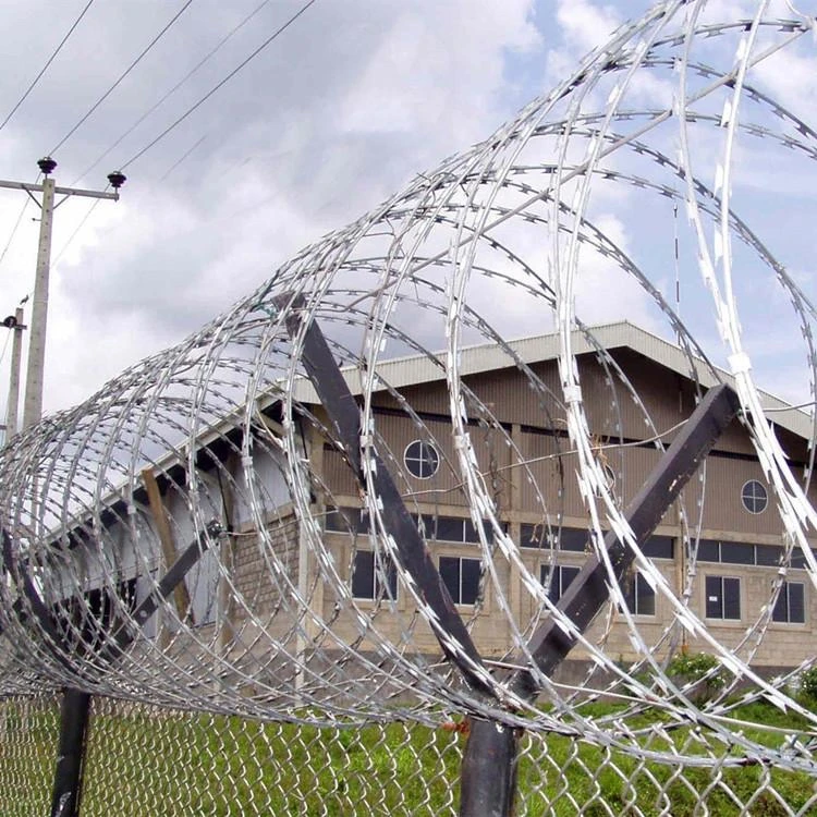 Concertina Razor Barbed Wire Mesh Making Machine/making Traditional ...