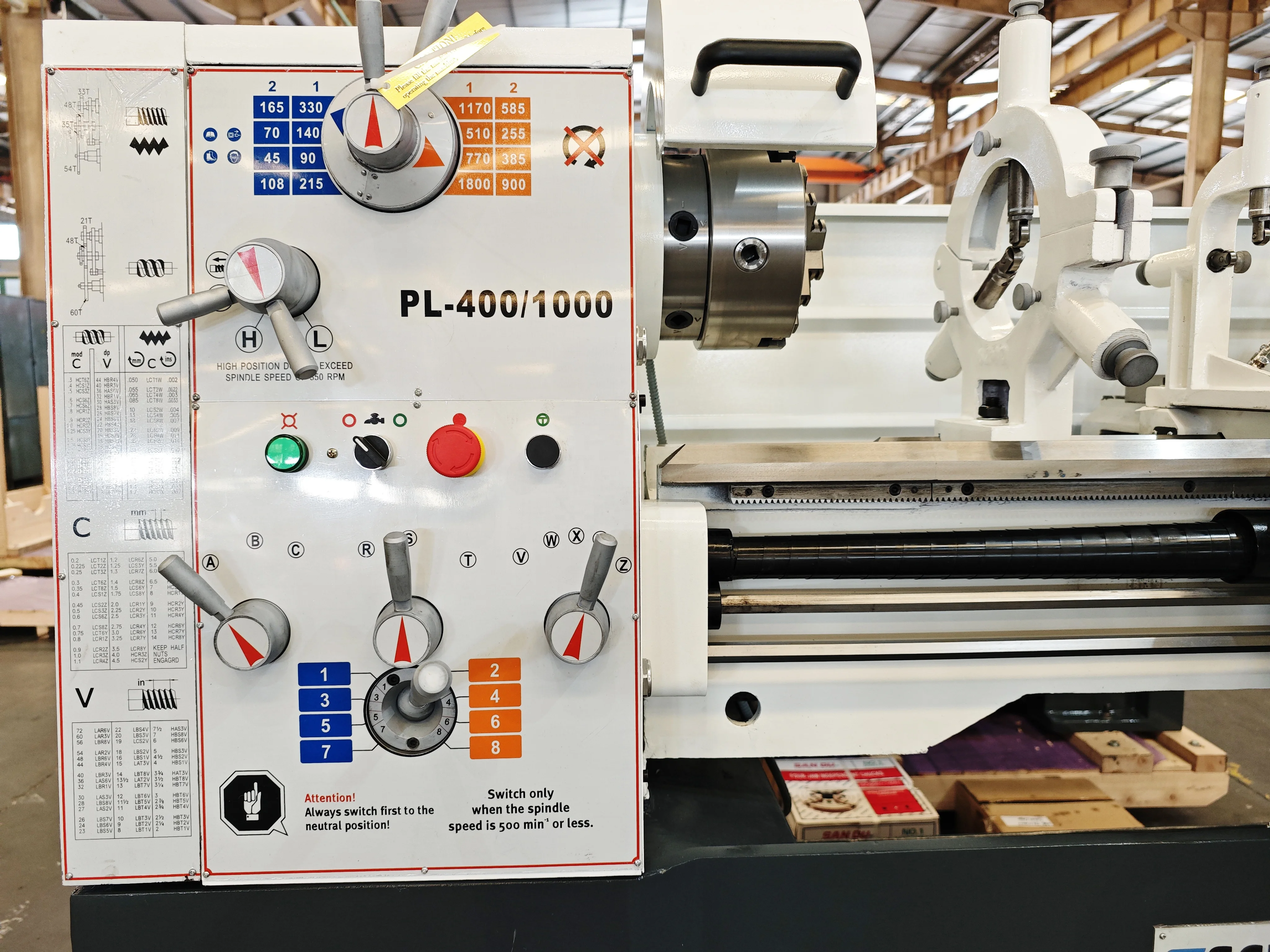 PL400 Metal Lathe - Precision and Versatility for Manufacturing