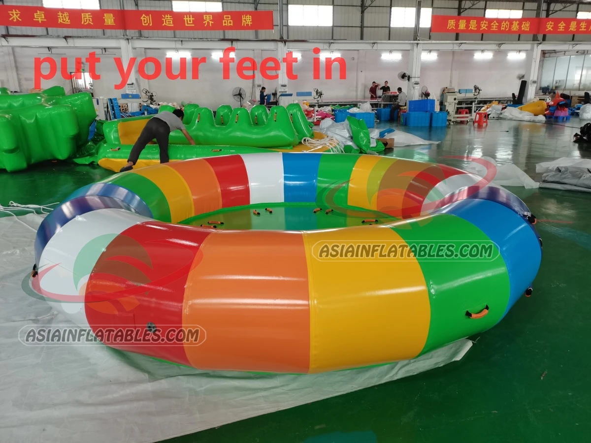 Factory Wholesales Inflatable Spinning Ufo Towable Tube For Water ...