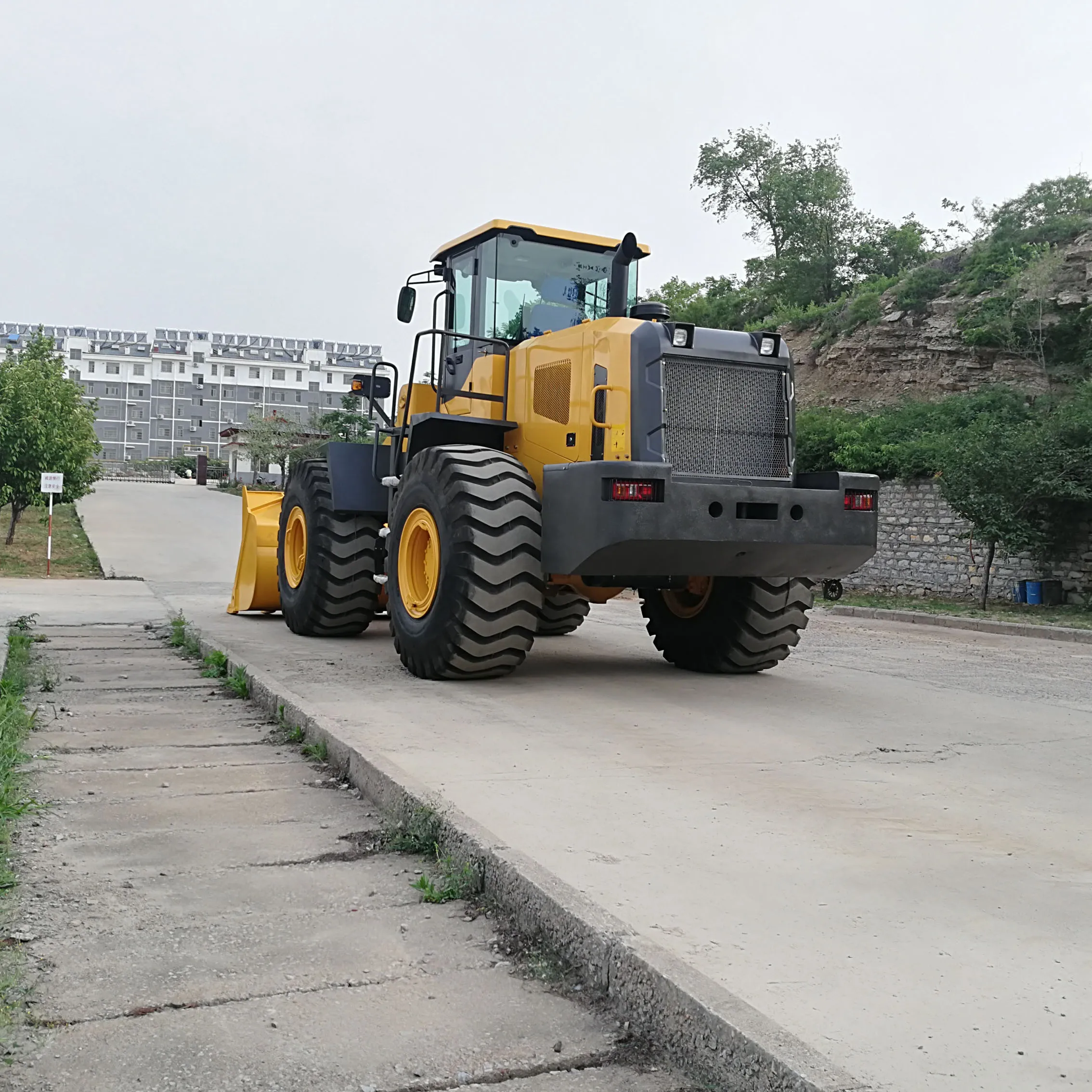 Large Front End Loader Tractor 3 To 6 Ton Multifunction Wheel Backhoe ...