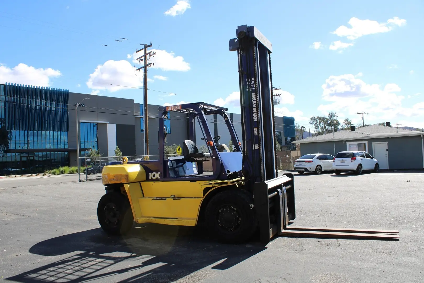 Heli 10 Ton Forklift - High Efficiency Japanese Machinery