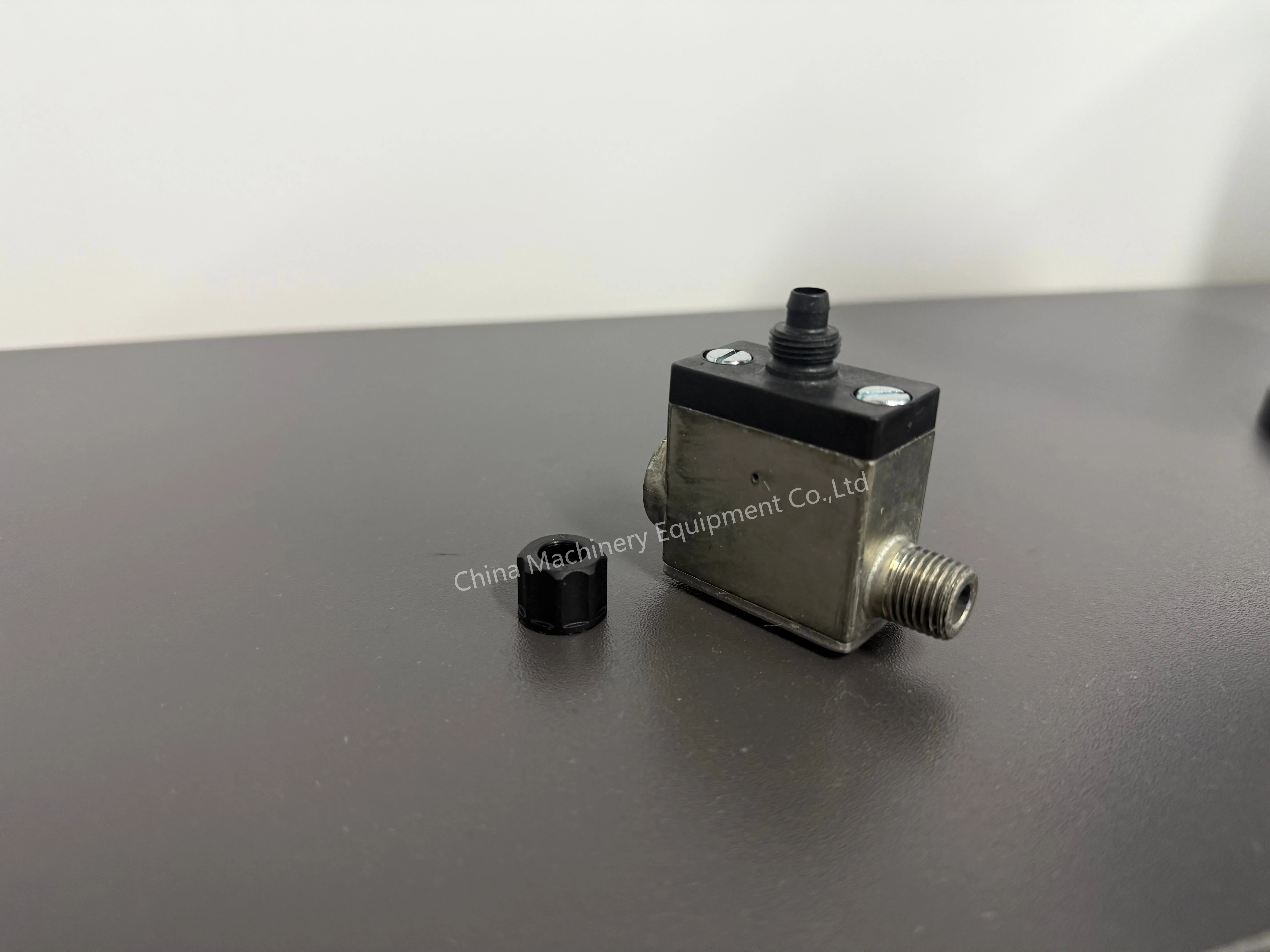 AVENTICS Pilot Operated Check Valve - Reliable Performance