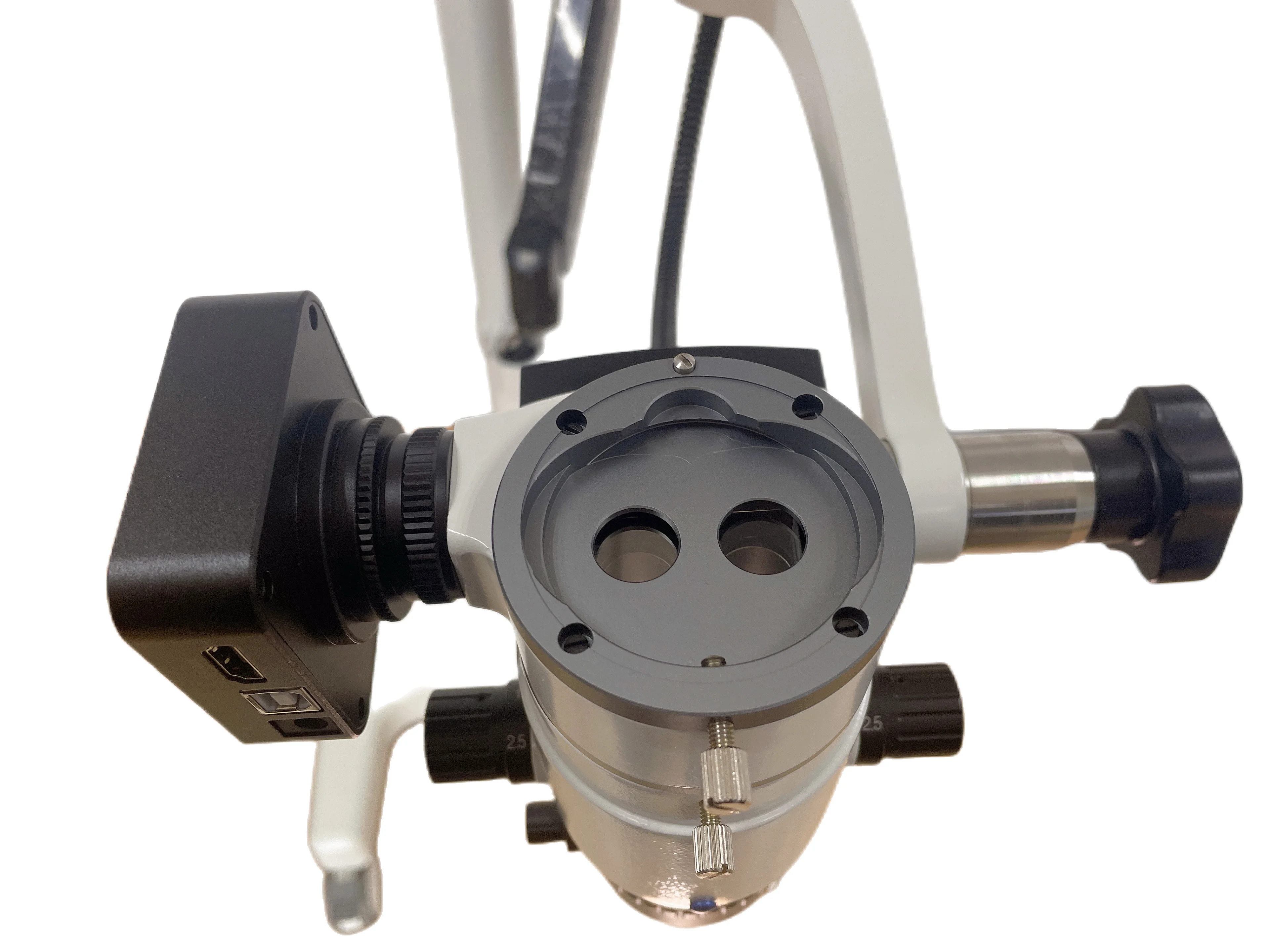 Integrated Beam Splitter for Microscope/colposcope Video System