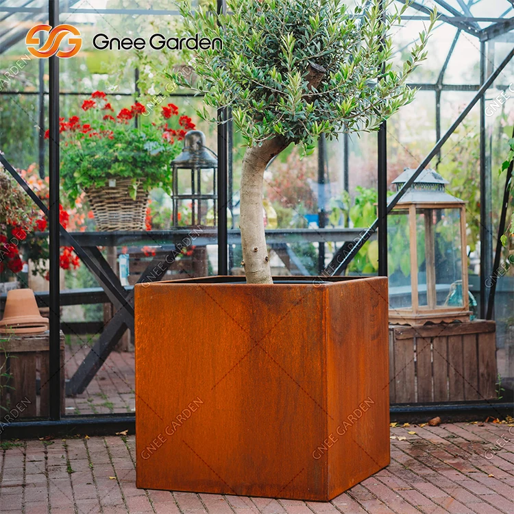 Corten Steel Raised Planters - Durable Outdoor Garden Pots