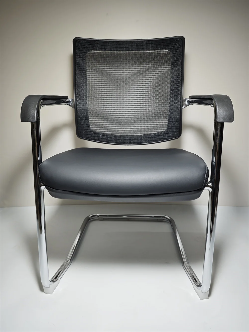 Modern Contemporary Upholstered Conference Executive Room Visitor Chair ...