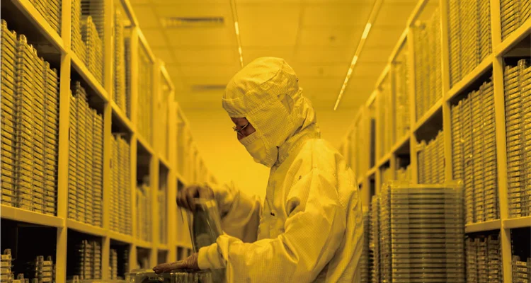 PHILIPS CR388C LED20 Amber L120 PSU - Cleanroom Lighting