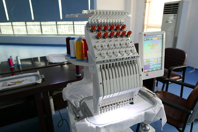 Small Home Embroidery Computerized Machine One Head T-shirt 12 Needles ...