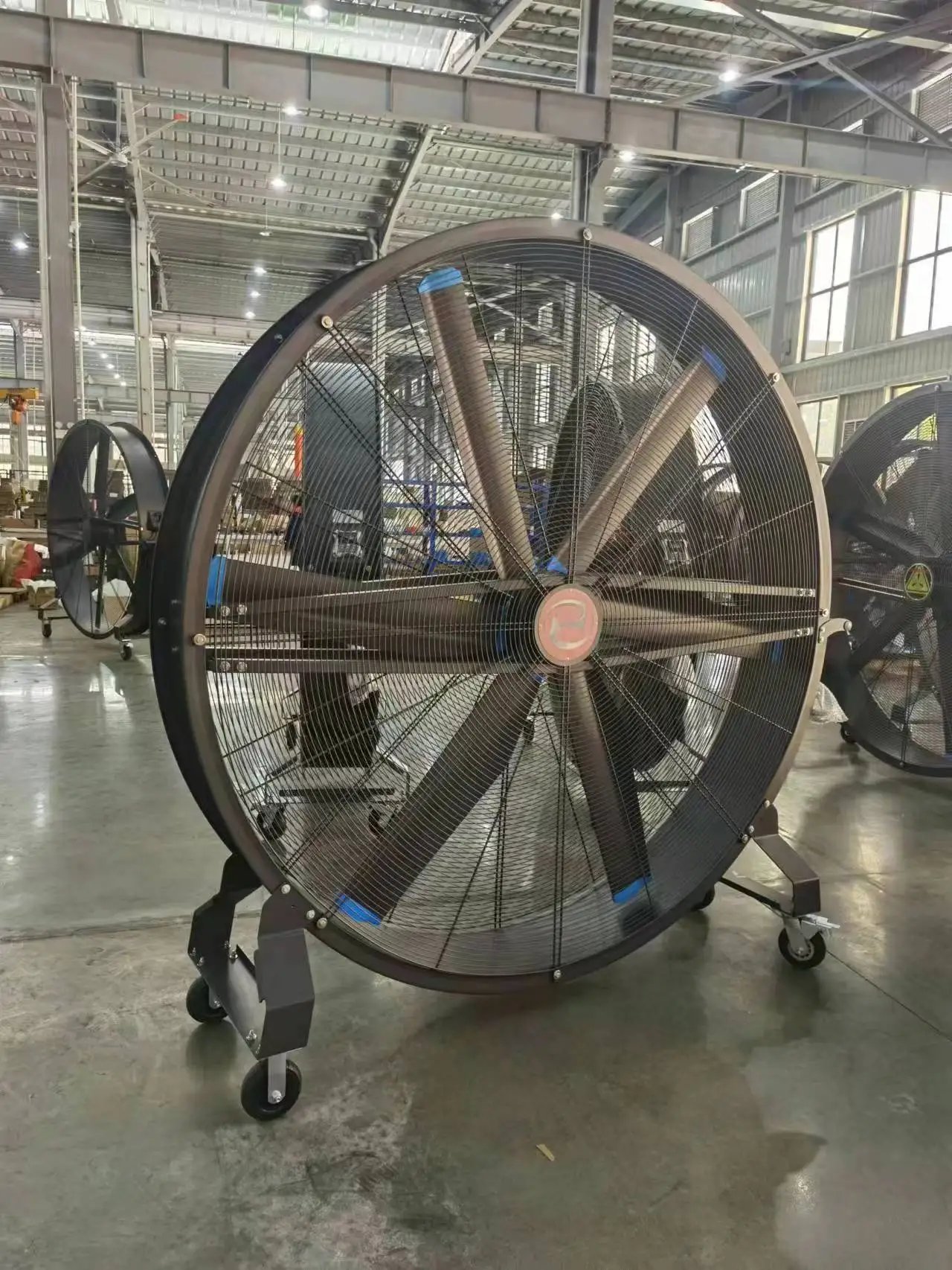 60 Inch 80 Inch Big Size Outdoor Fans with Casters for Warehouses