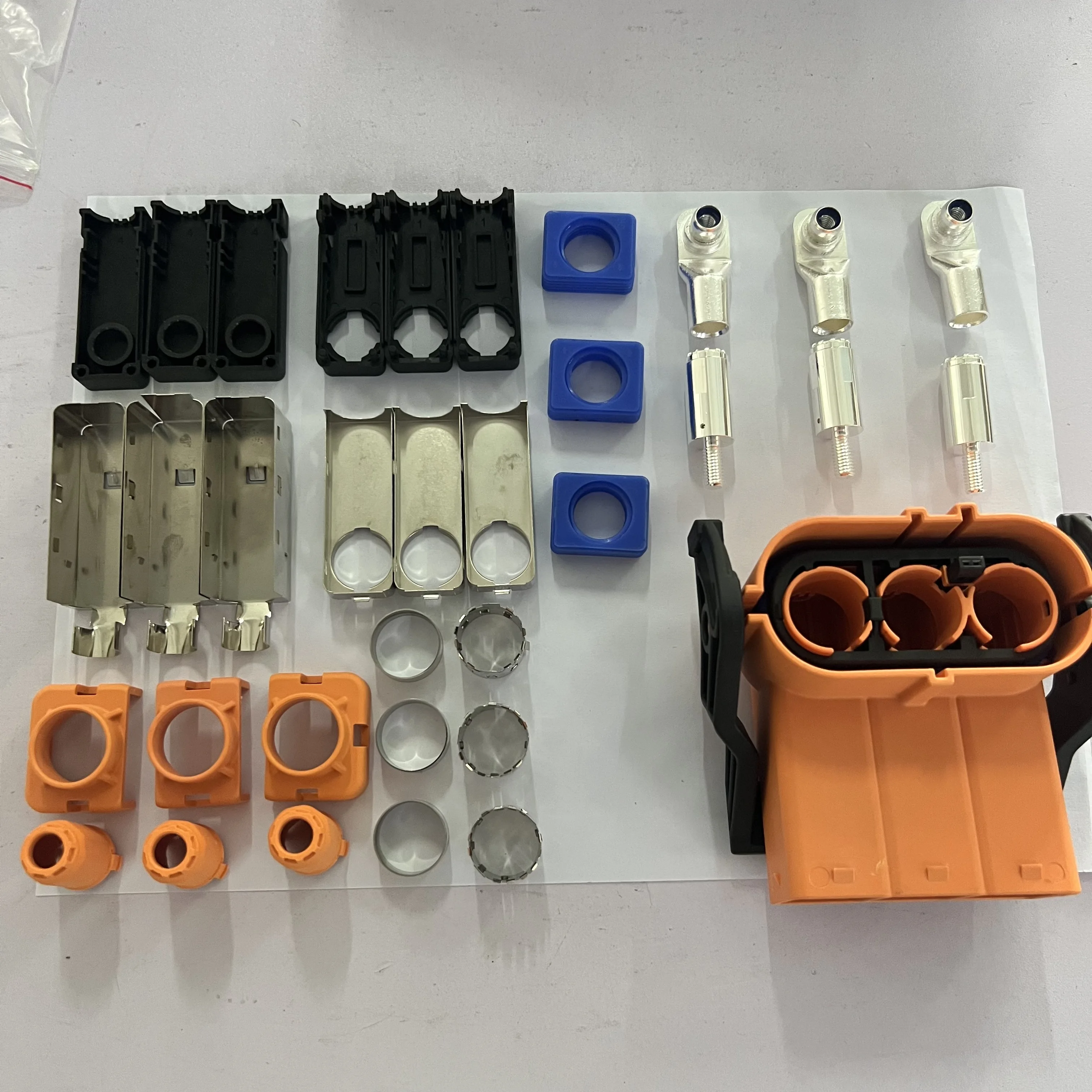 High Voltage Connector Hvil Hv Connectors 2 Pin Ip67 Metal Amphenol ...