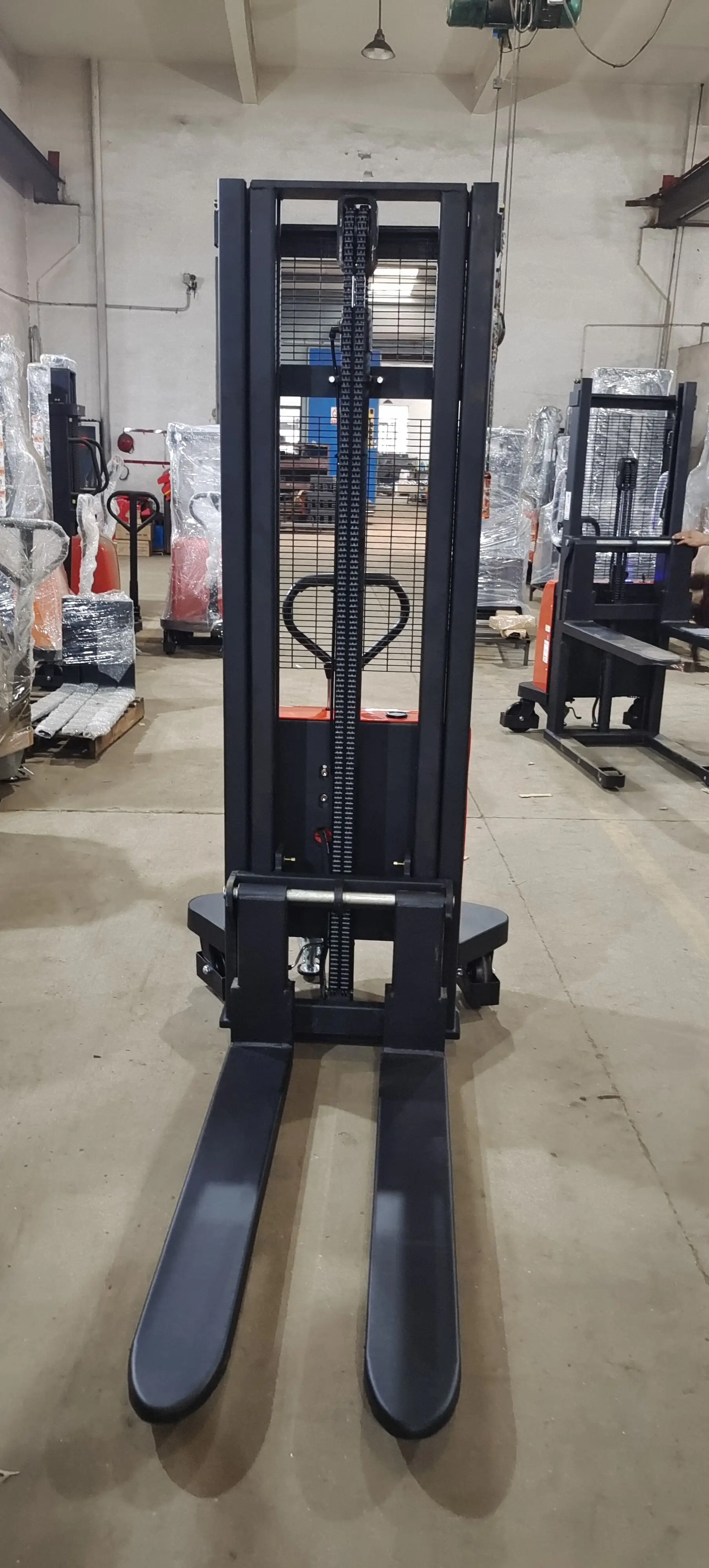 Everlift Semi Electric Pallet Stacker 1000kg 1500kg 2000kg Load ...
