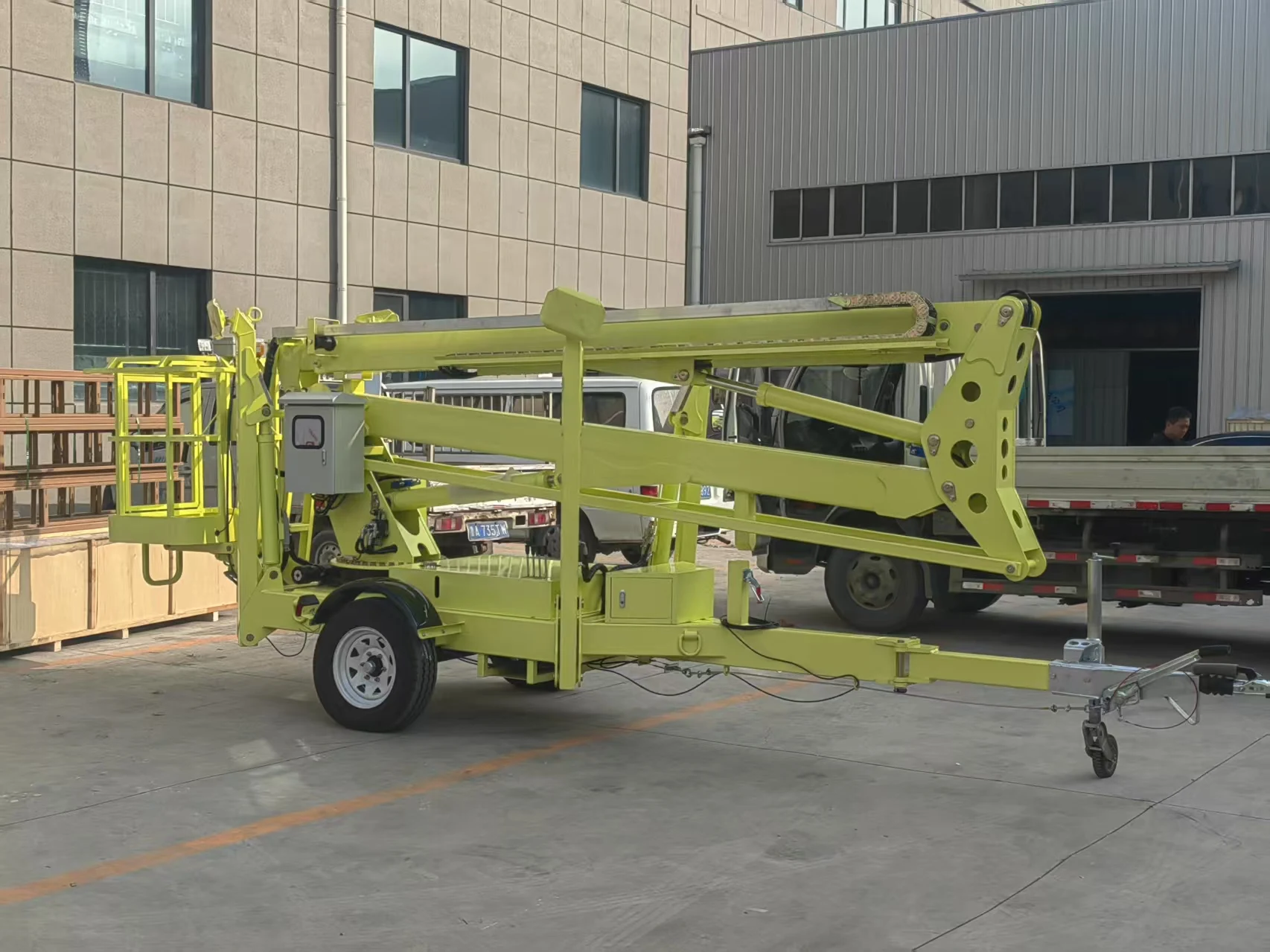 New Xentura Electric Hydraulic Telescopic Boom Lift 15m Foldable Design ...