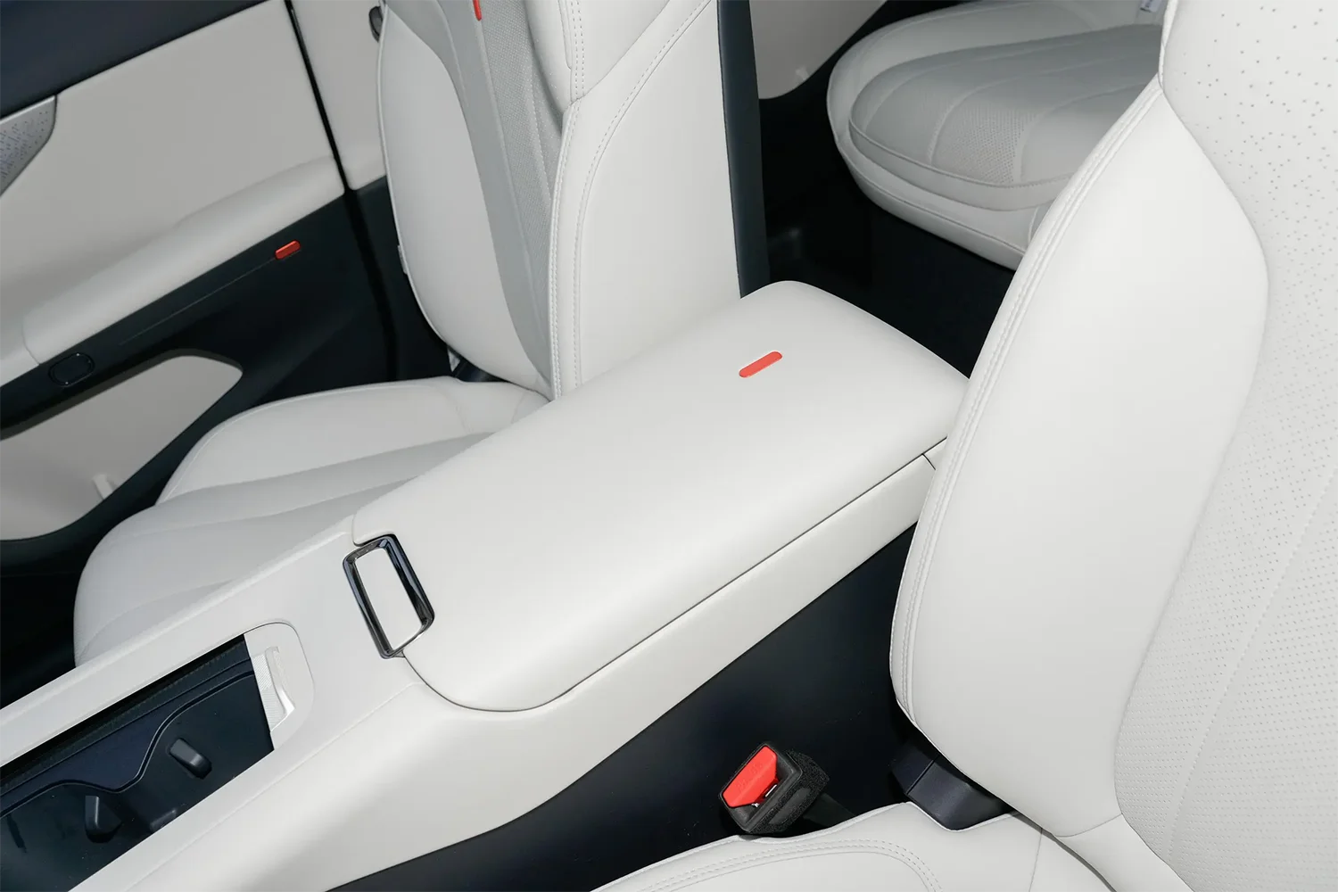 2024 Geely Lynk&co 07 EM-P Hybrid Car - High Performance