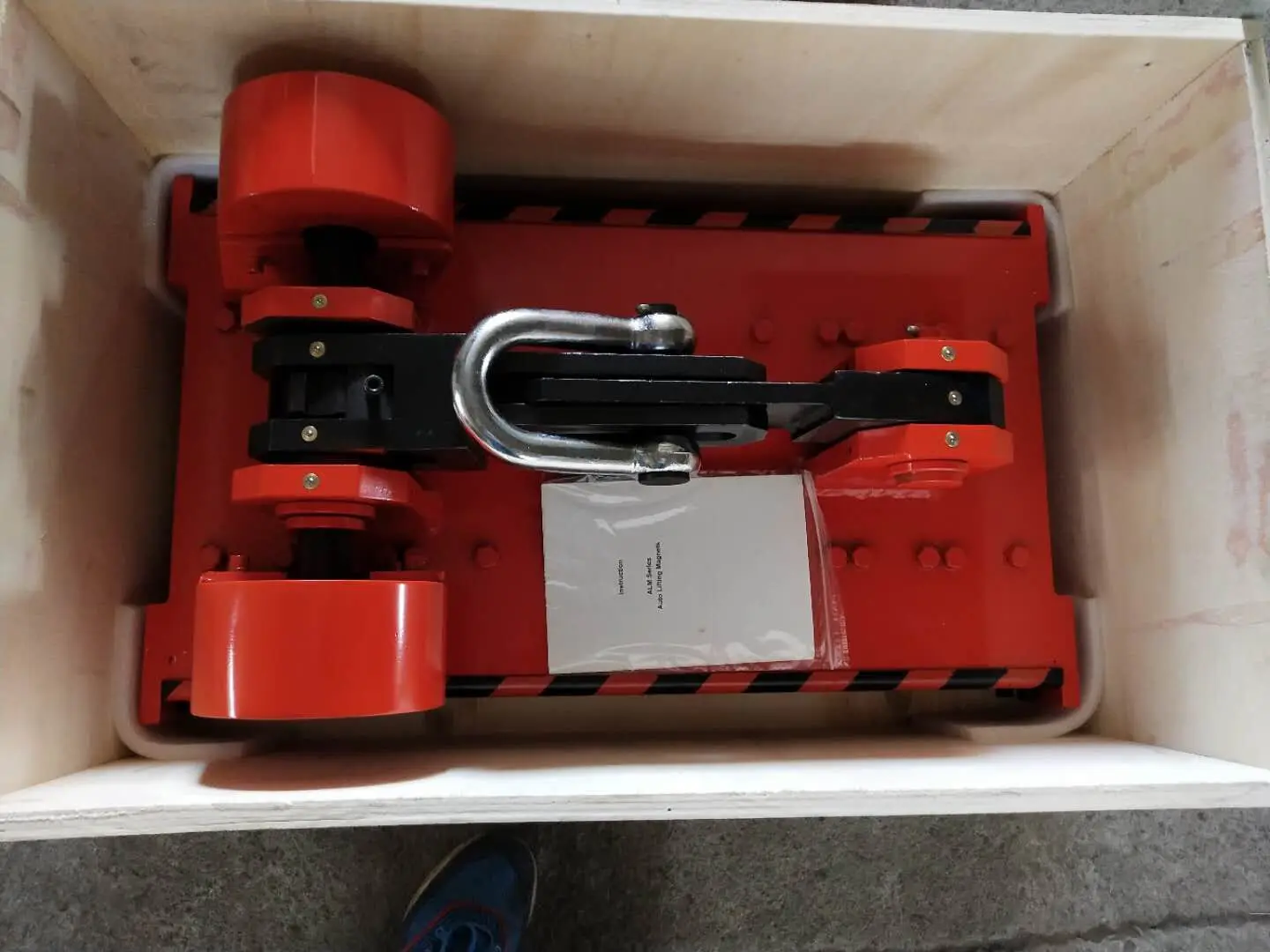 Super Strong Switchable Lifting Magnet With Max Pull Force - Buy ...