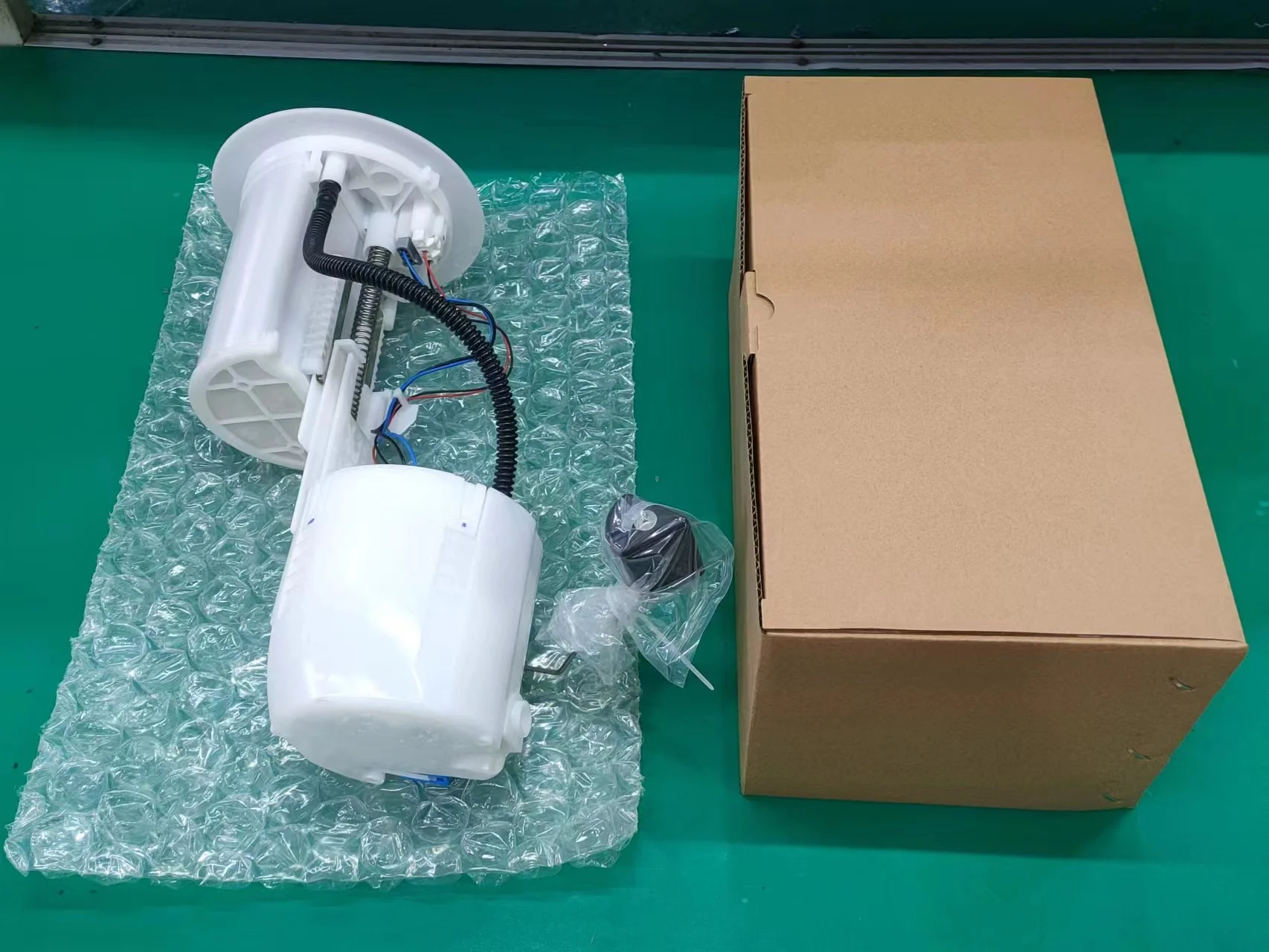 丰田花冠的燃油泵模块总成77020-12570 08-12 77020-0f030 77020-02060 77020-02200 77020 ...