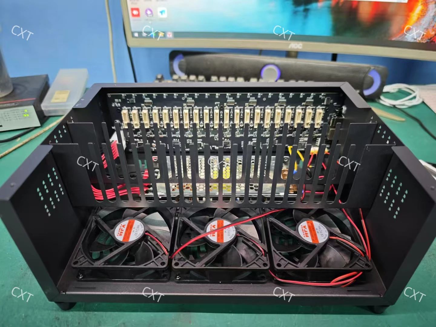 Phone Farm Box - 20 Port Mobile Motherboard Group Control