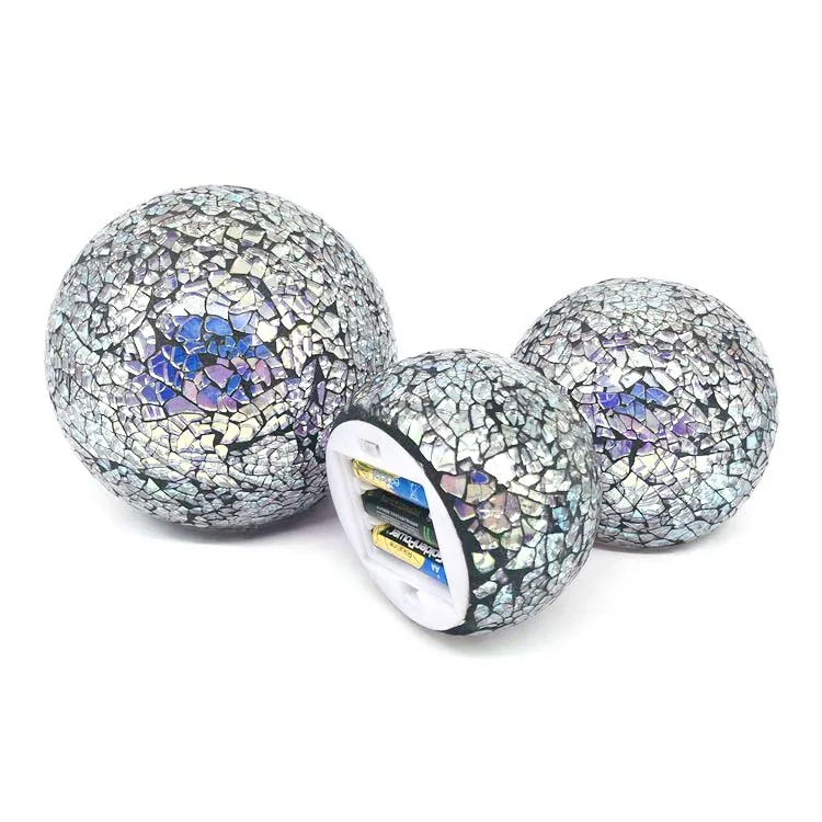 Unique Mosaic Design Colored Glass Christmas Balls Create A Romantic ...