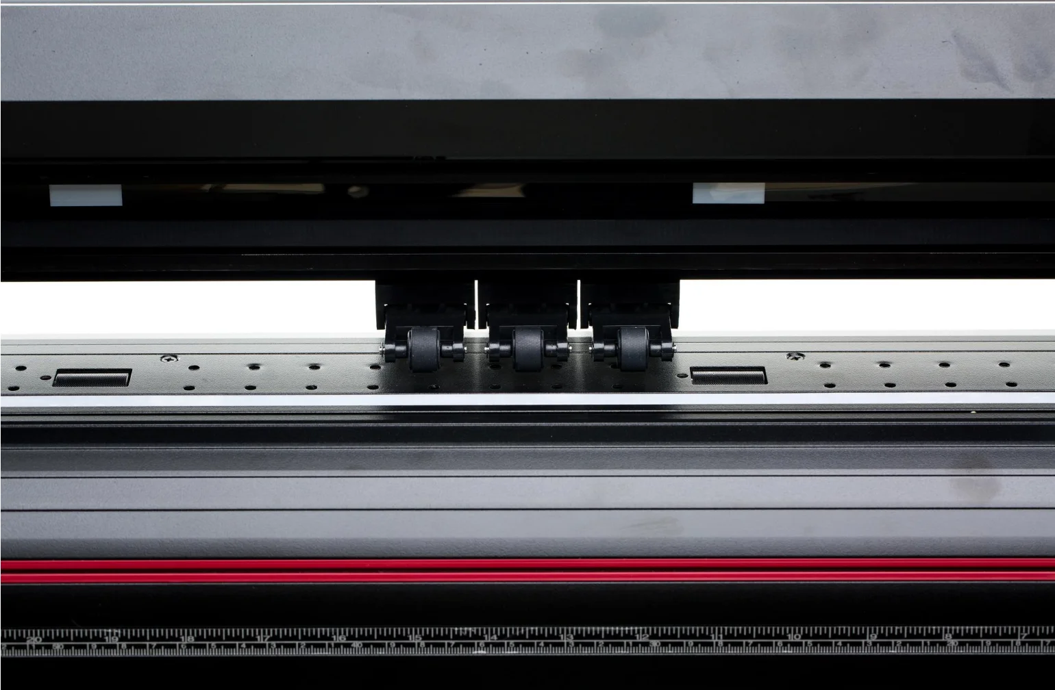 LIYU TC1261 Cutting Plotter - Precision and Versatility