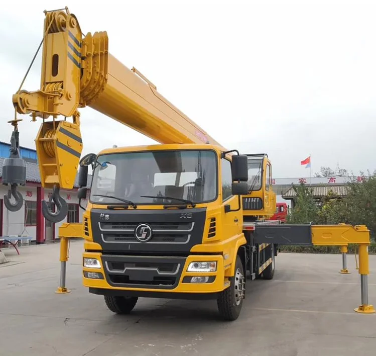 2 TON tail lift hydraulic tail lift installed on the rear of the truck ...