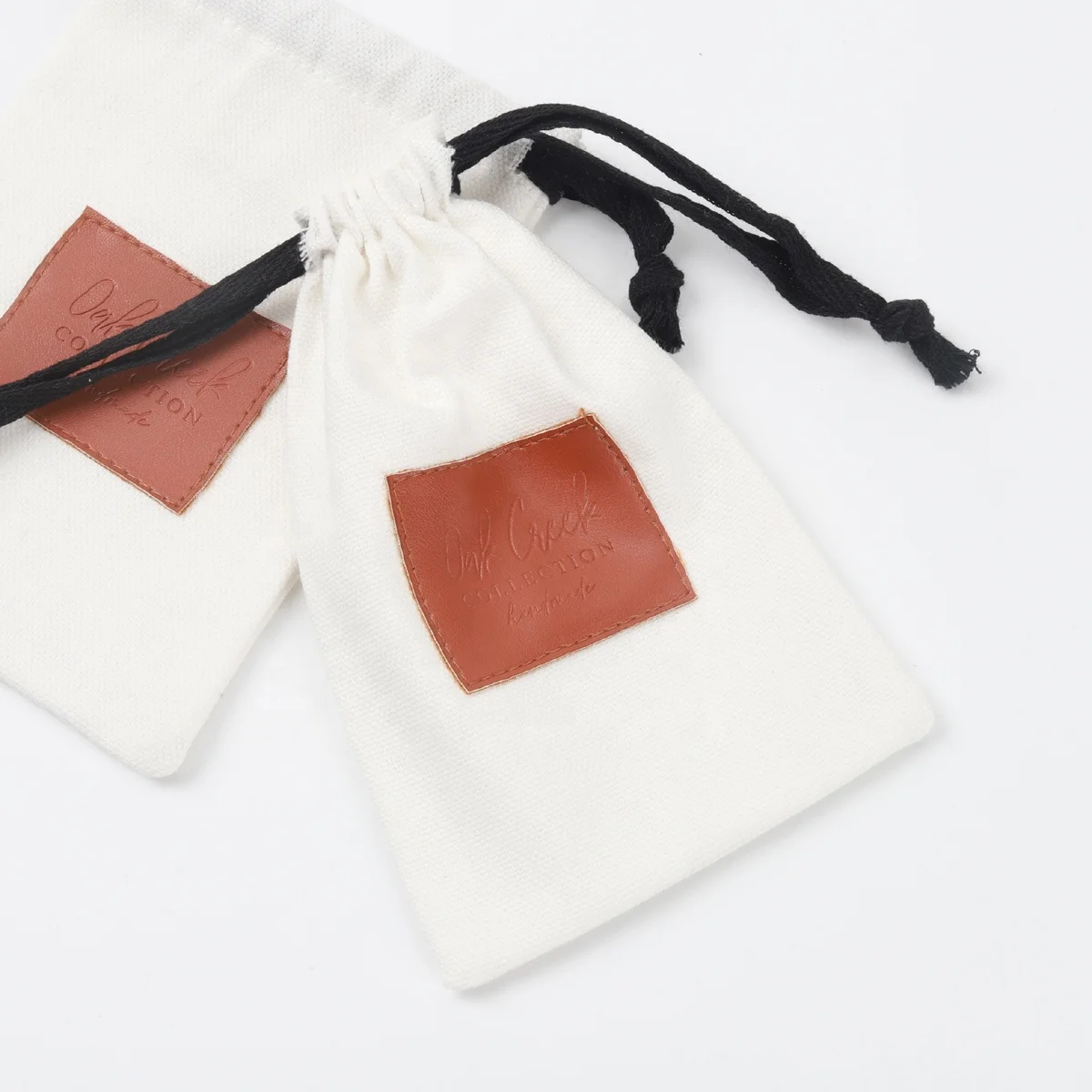 Eco-friendly Cotton Muslin Drawstring Bags for Gift Packaging