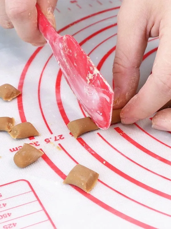 Food Grade Non Slip High Temperature Resistance Silicone Pastry Mat ...