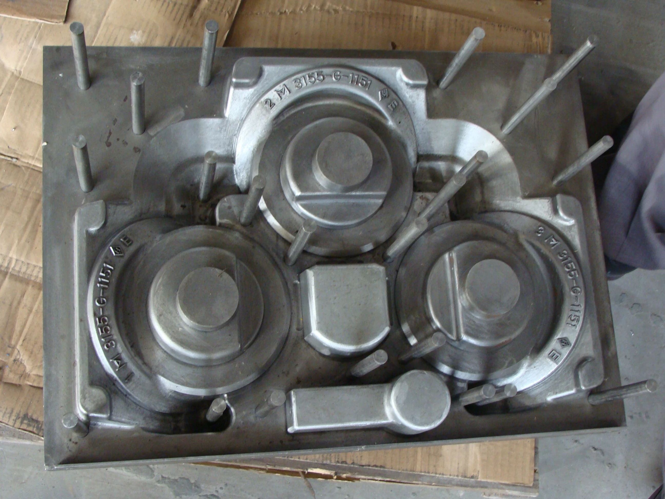 Vertically Falling Resin Sand Shell Core Making Machine - Buy Core ...