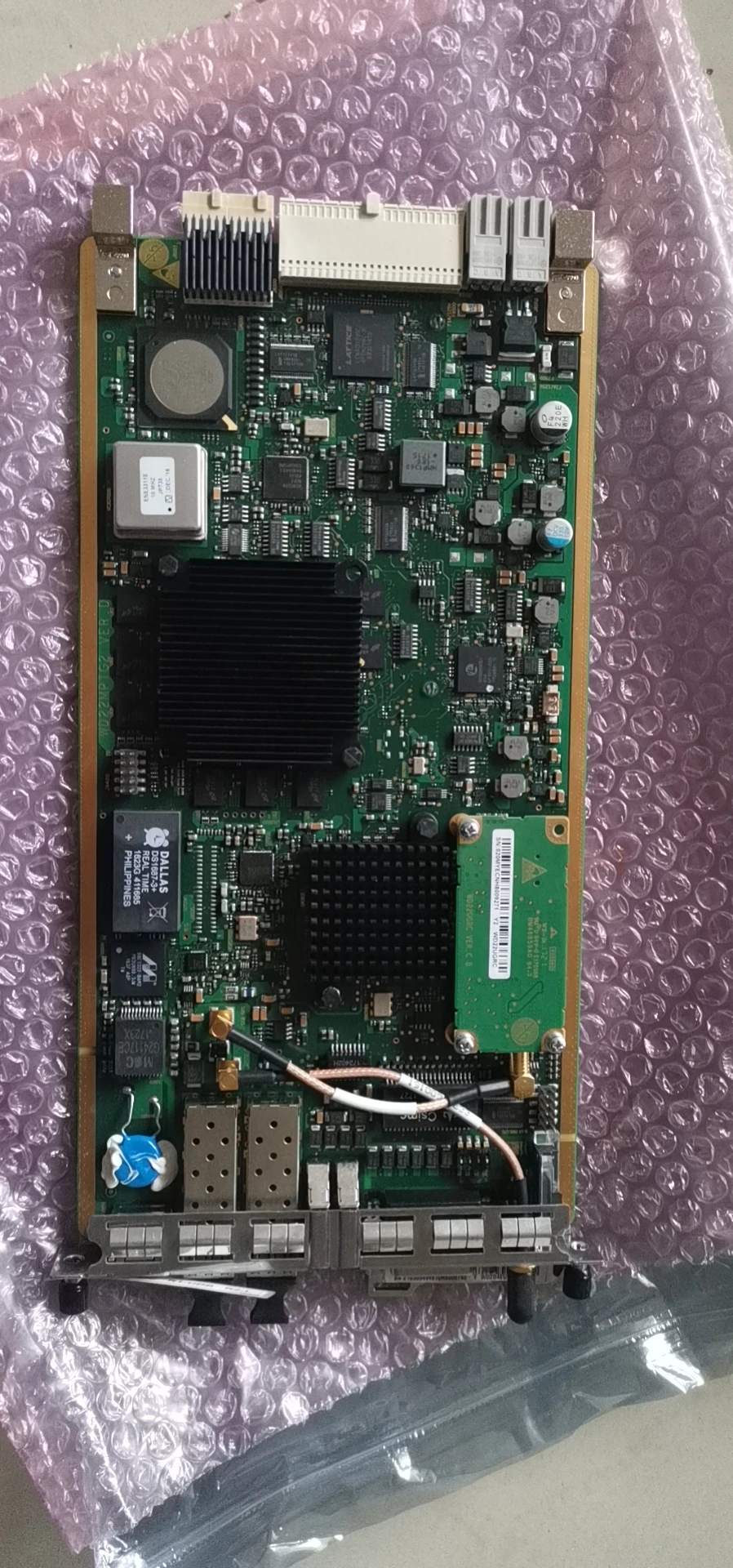 5G Base Station Chassis BBU5900 - HW Quality & Performance