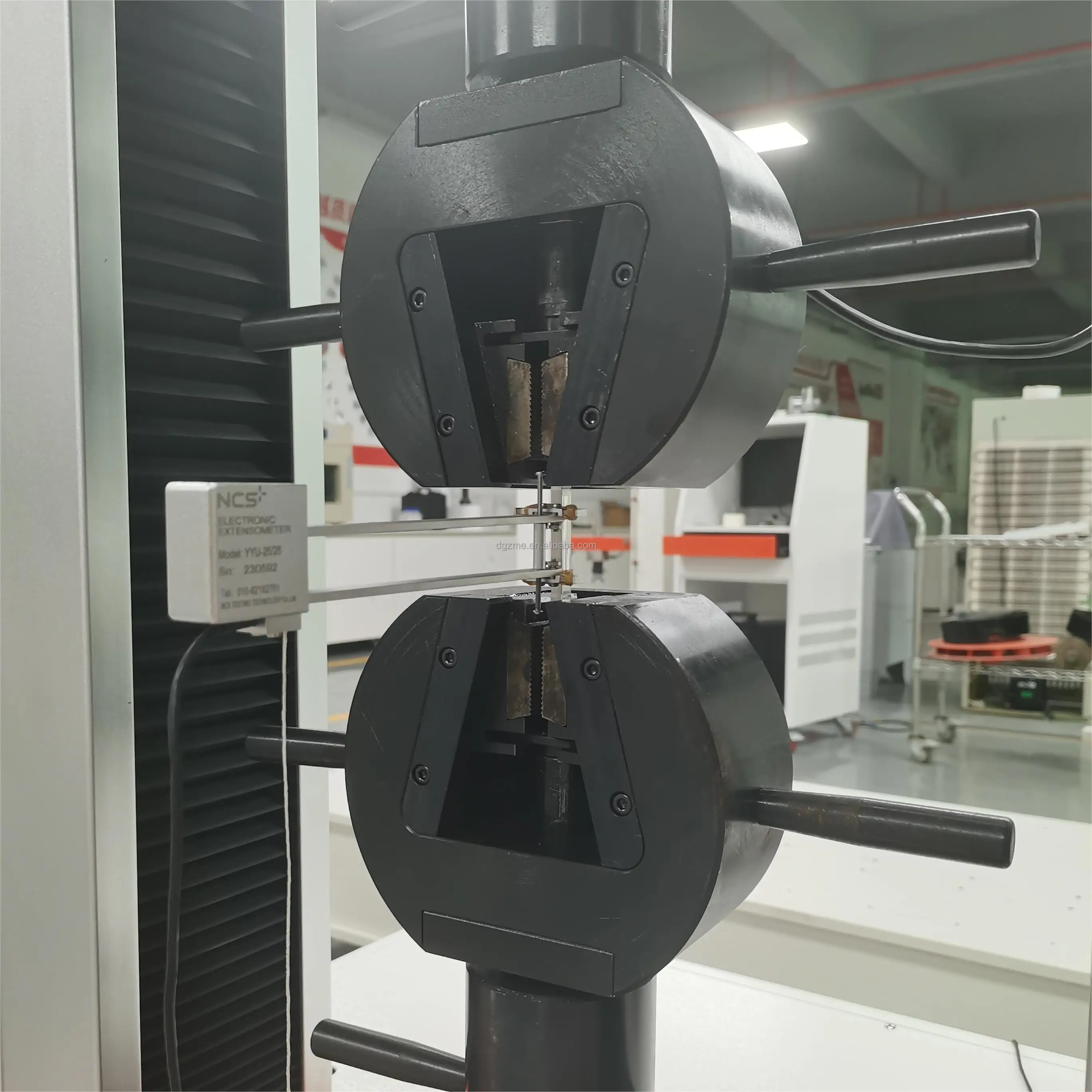 220V 100kn Universal Tensile Strength Testing Machine 1 Year Warranty ...