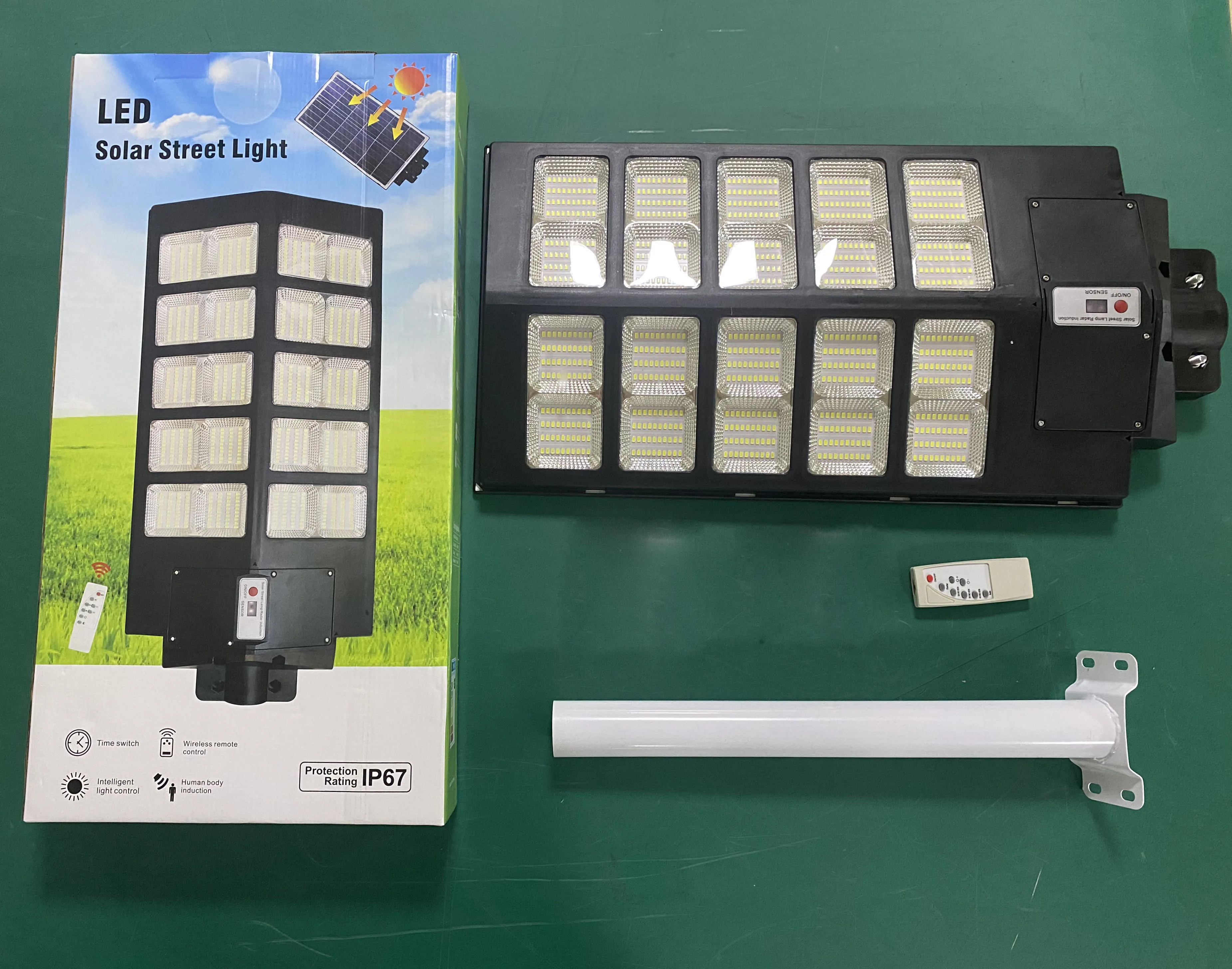 Meixin High Temperature Ip65 300w 400w 800w 1000w Outdoor Farola Solar ...