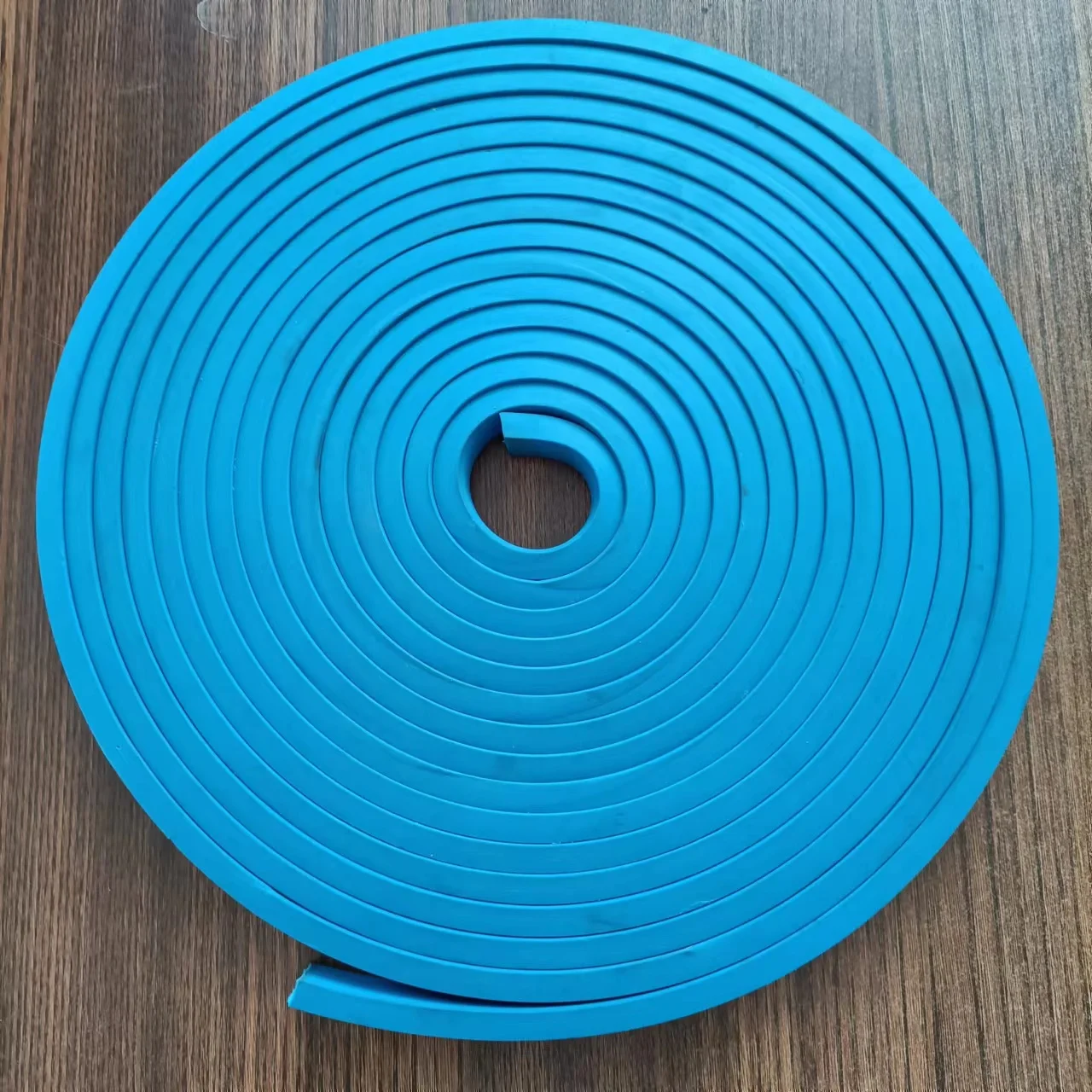 Hydrophilic Elastomeric Swellable Rubber Water Bars for Concrete Joints