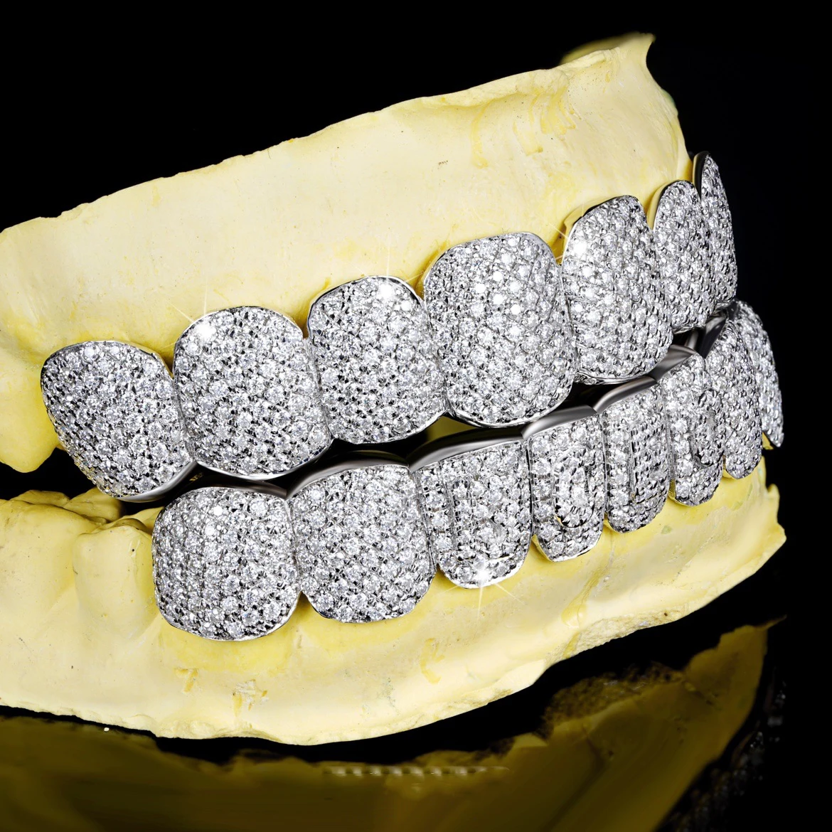 Iced Out Grillz Straight Zigzag Micro Hand Setting Vvs D Color ...