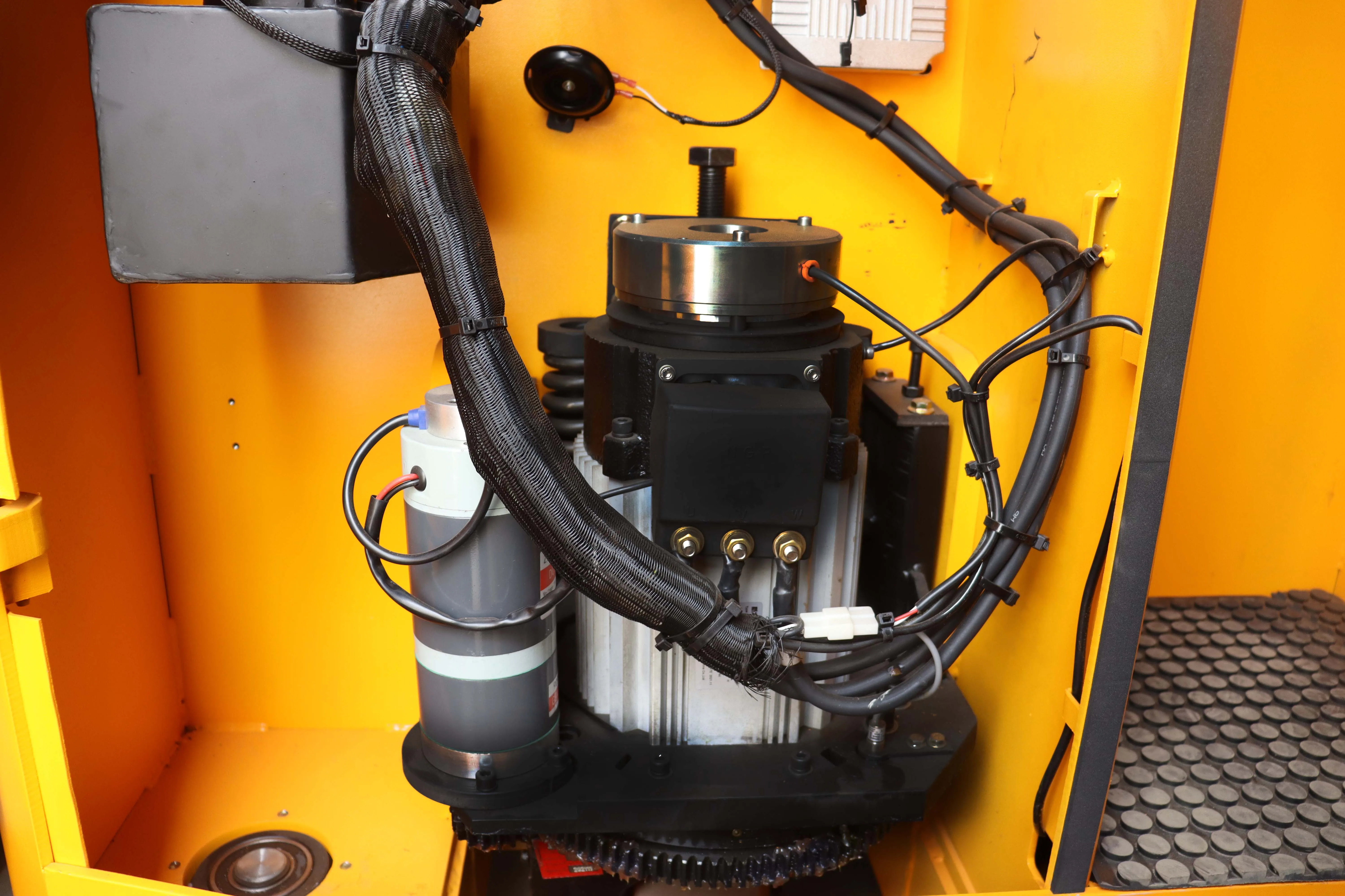 Auto Counter Balance Electric Pallet Stacker 1.5T