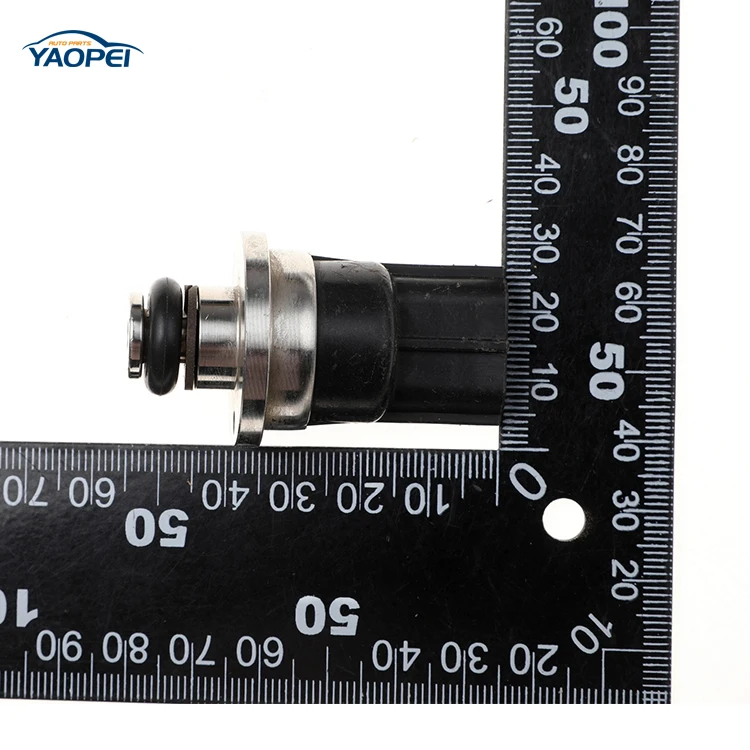 Mitsubishi Fuel Pressure Sensor MR578418 for Pajero & Lancer