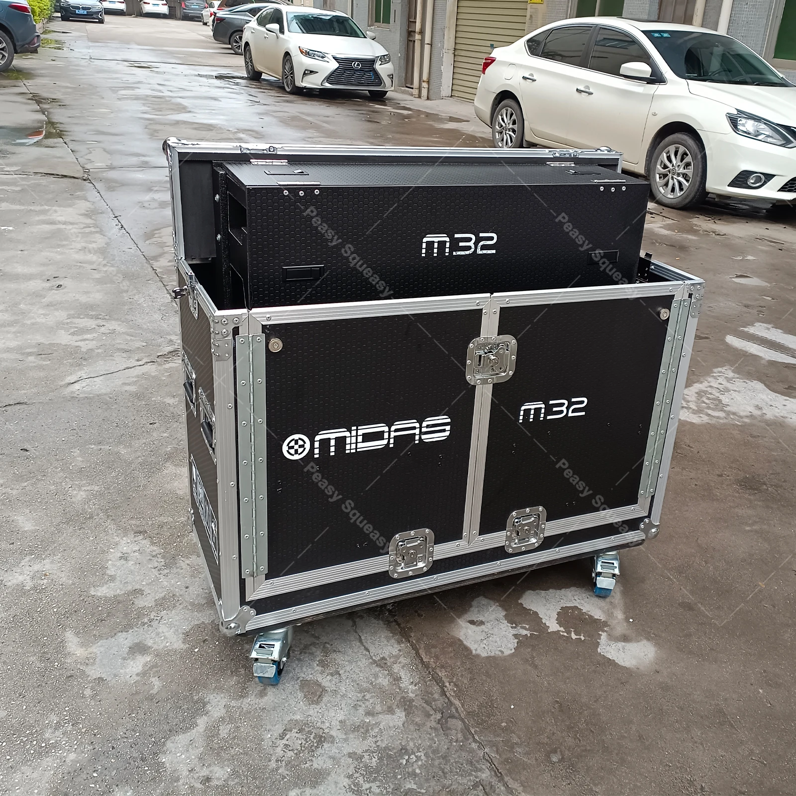 Midas M32 Back Flip Flight Case Lightweight Aluminum and Plywood Tool ...