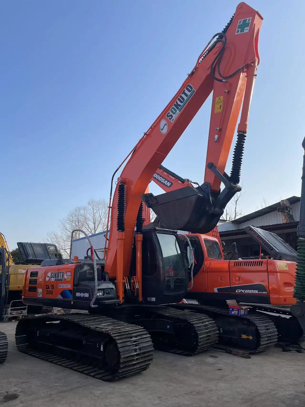 Used Excavator Hitachi Zaxis 200 20 Ton Original Japan Hitachi Zx200-3 ...