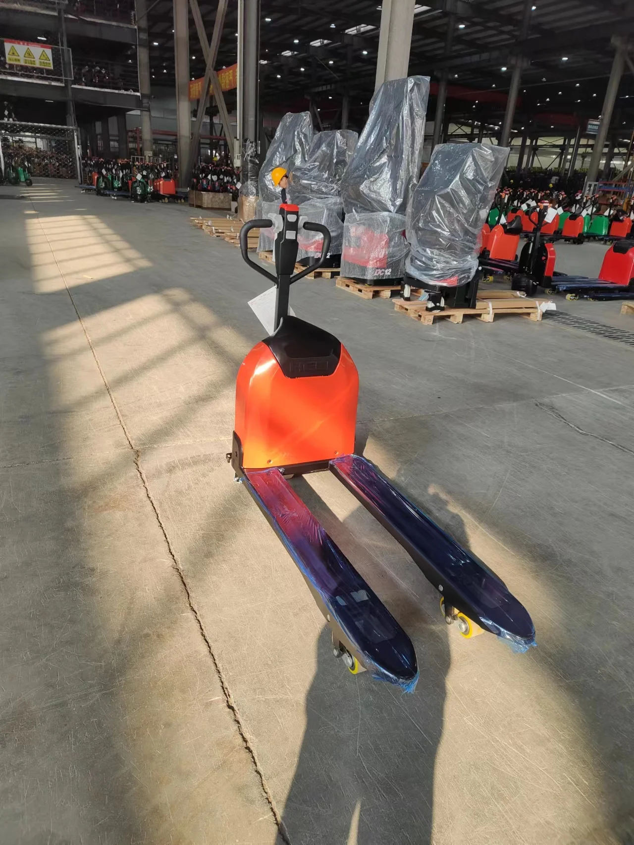 HELI Powered Pallet Jack - 1500kg Capacity Full Electric Truck