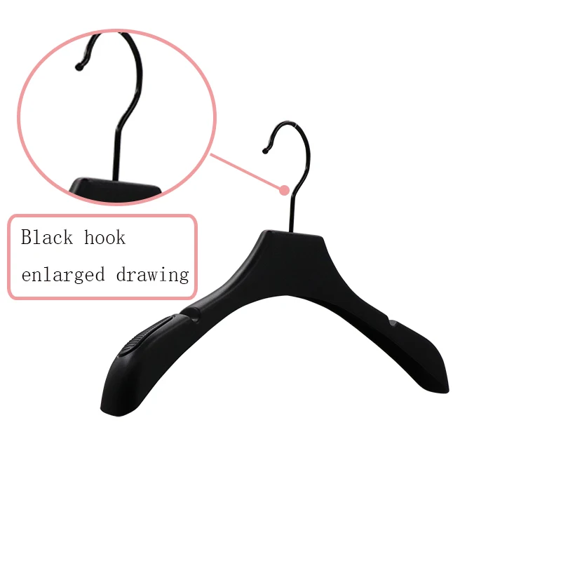 Custom Plastic Hangers - Versatile and Durable Solutions