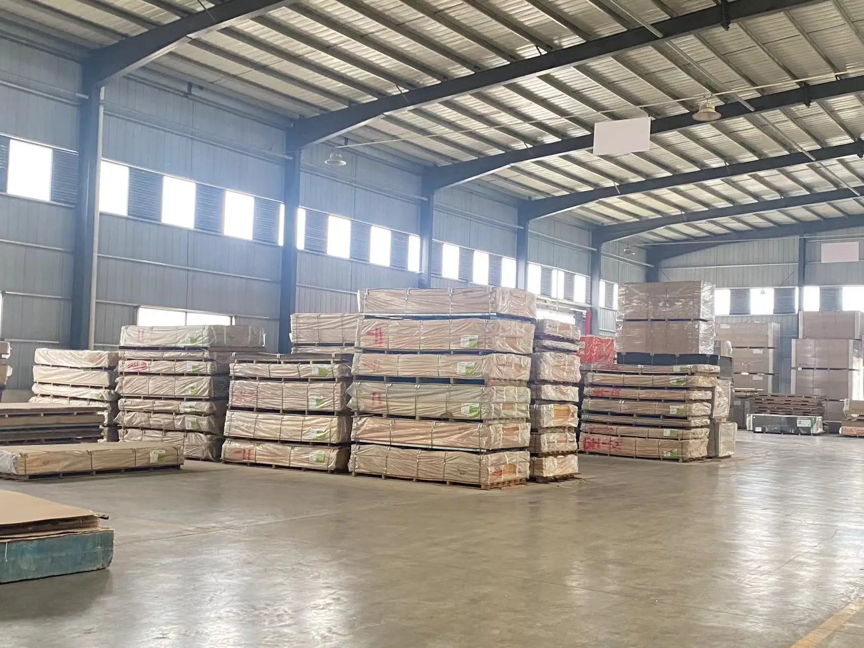 Particleboard Construction Engineering Board Melamine Veneer - Buy Wood ...