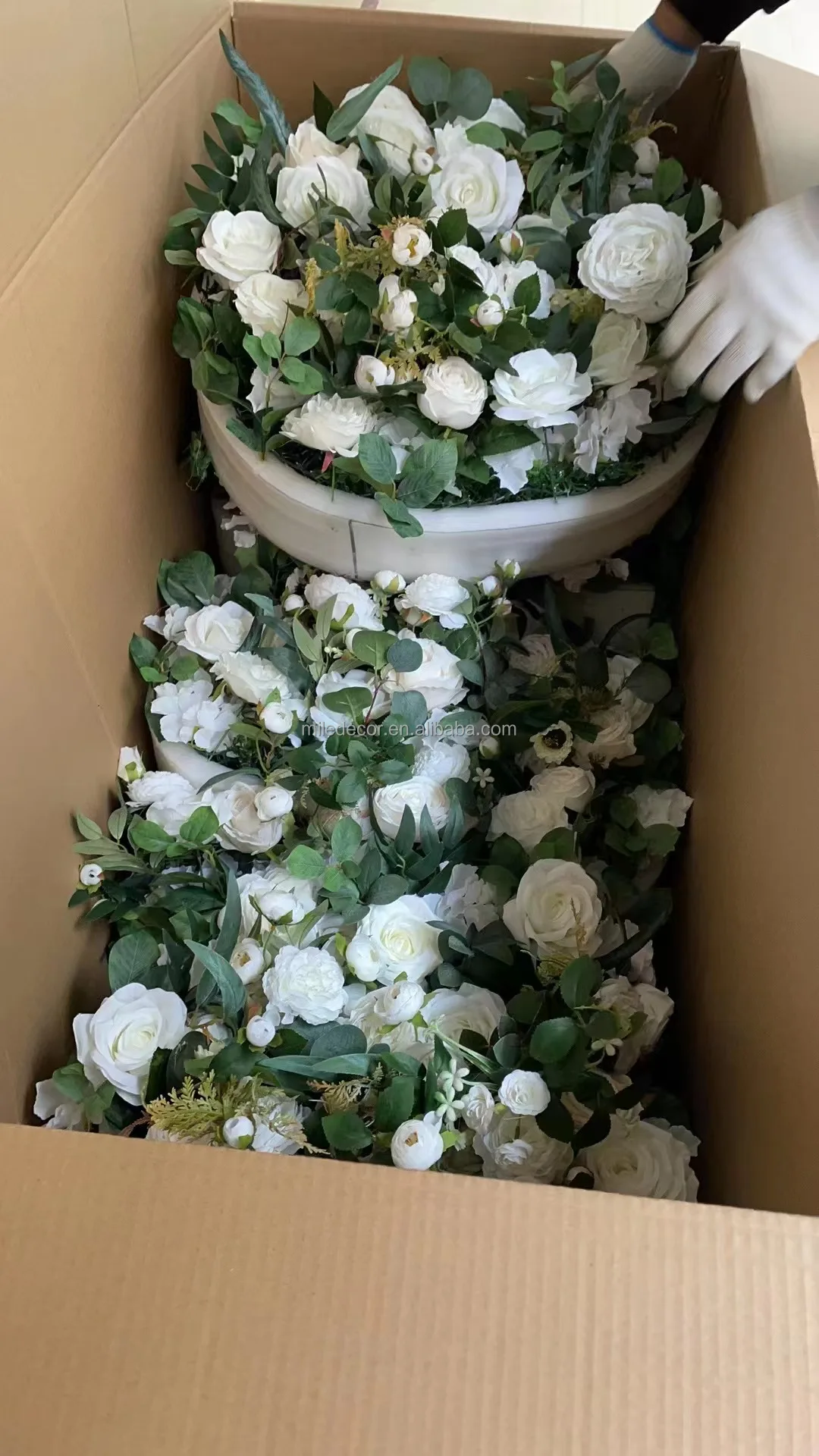 Artificial Red Flower Runner For Wedding Decoration Centerpiece Wedding ...