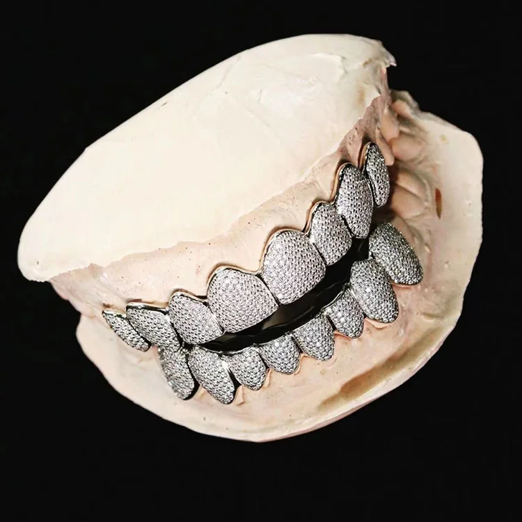 Yu Ying Custom Diamond Grillz Hip Hop 18k Gold Plated Iced Out ...