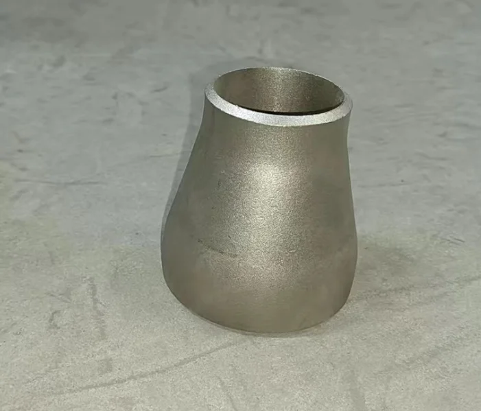 Sch40 Stainless Steel Welded / Seamless Pipe Welding Reducing - Buy ...