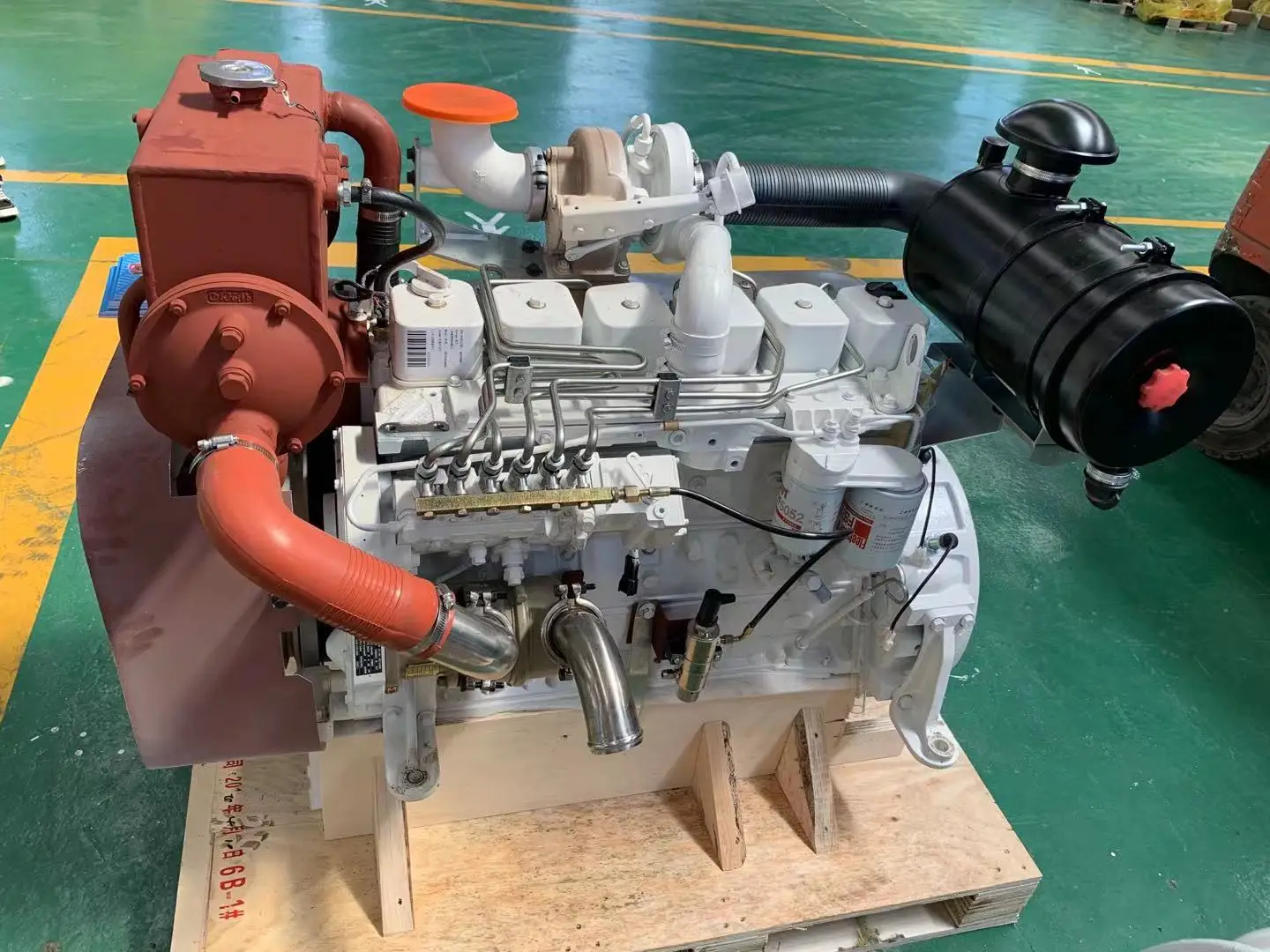 Cummins 6BT5.9-M120 Marine Engine - 120HP 4 Stroke Diesel