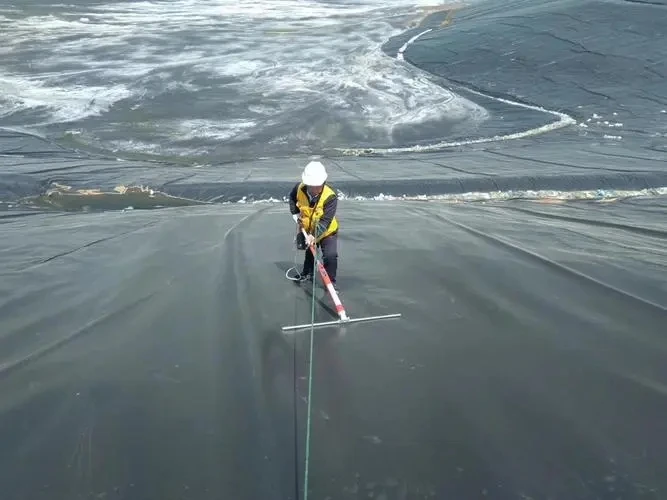Hdpe Geomembrane Reservoir Dam Fish Pond Shrimp Farm Hdpe Pond Liner ...