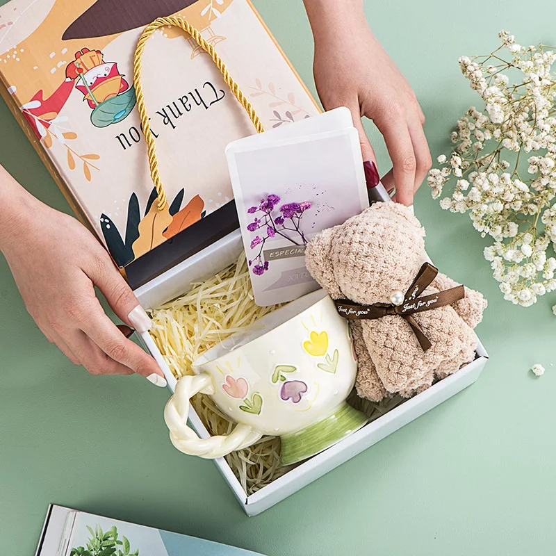 Novelty Birthday Gift Set For Kids Ceramic Mug Bear Towel And Card Gift ...