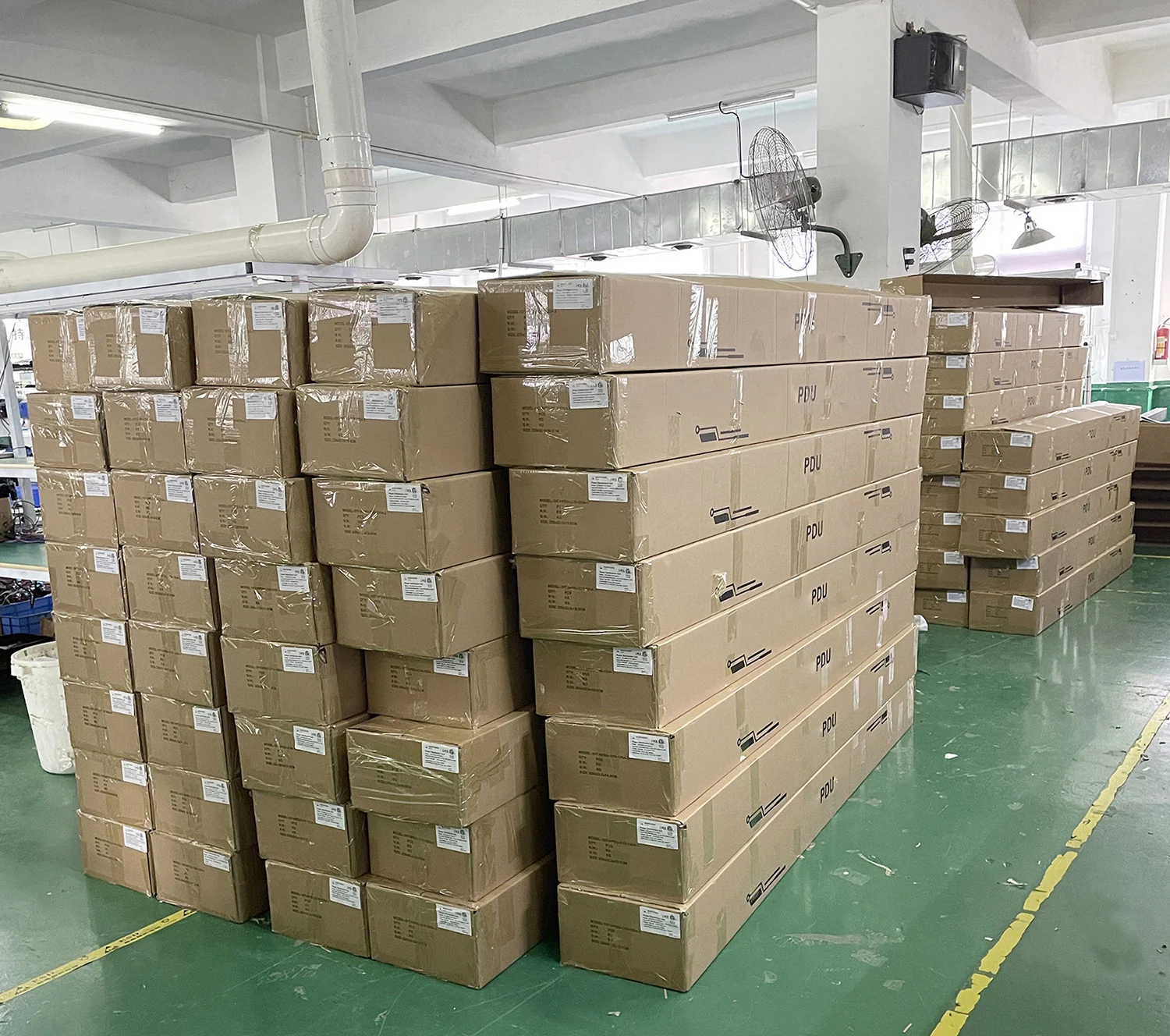 Oit 240v Meter Pdu With Spd 30amp Pdu 8 Way Iec C13 Rack Mount Nema ...