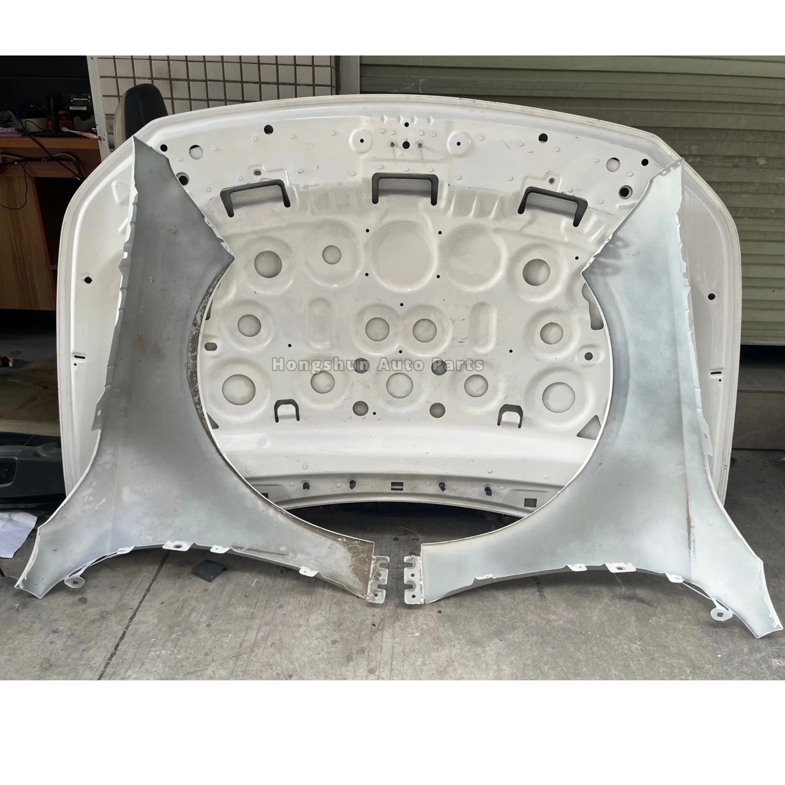 W205 C63 Engine Hood Aluminum Material Front Bumper Car Engine Hood ...