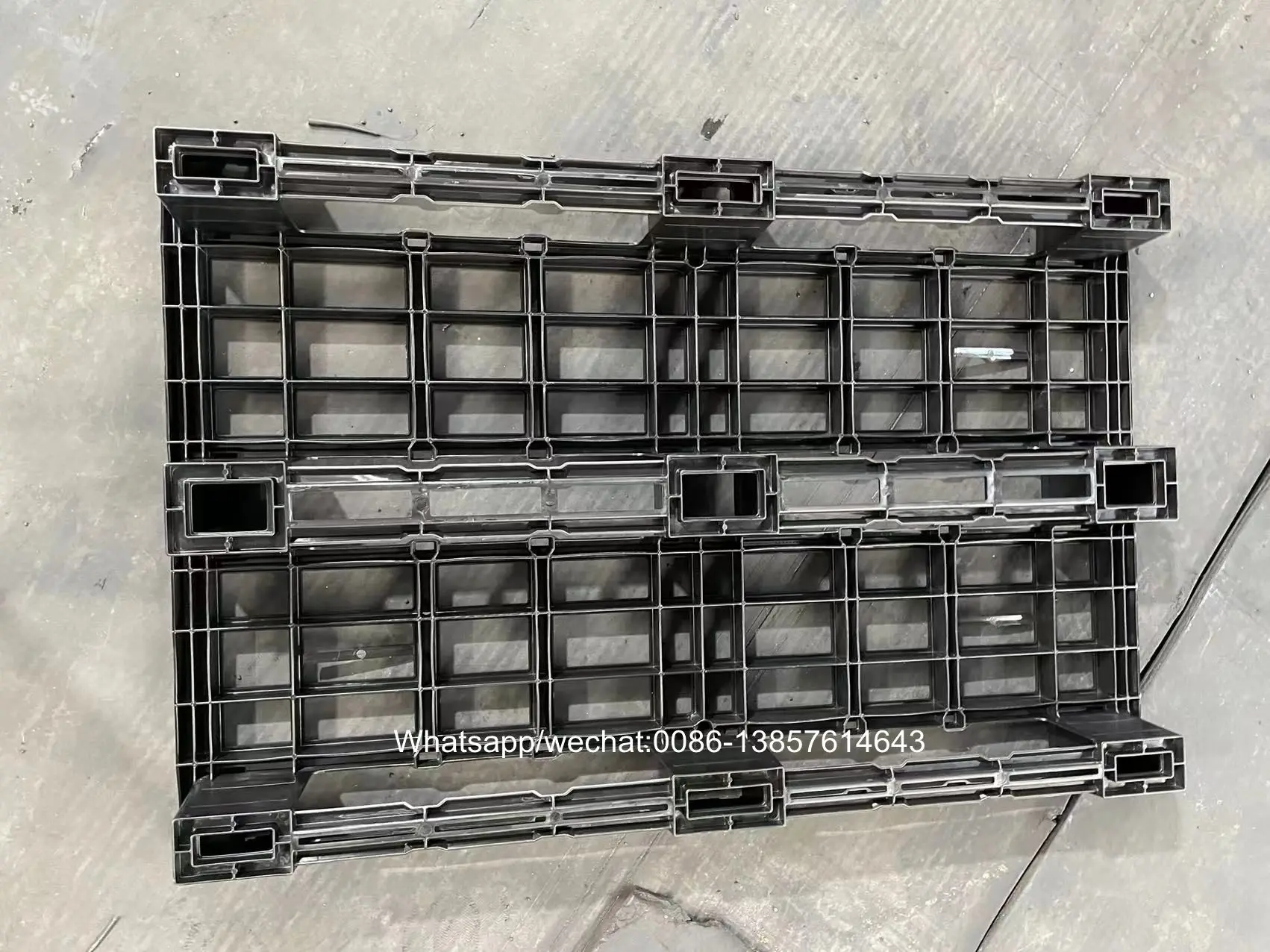 Plastic Injection Molds for Industrial Pallets - Durable & Efficient