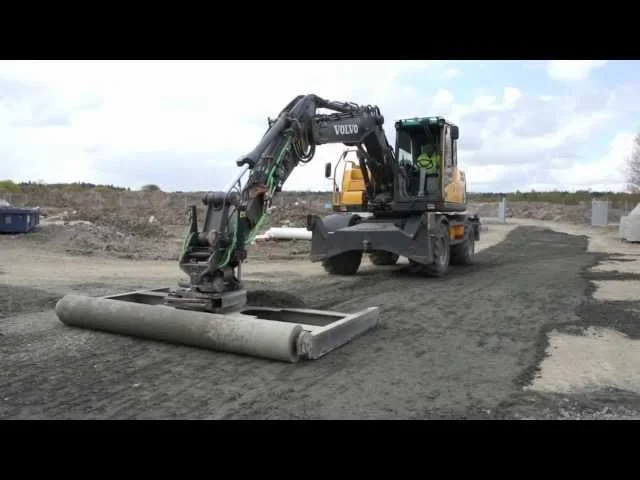 Mini Excavator Grading Bucket - Efficient Landscaping